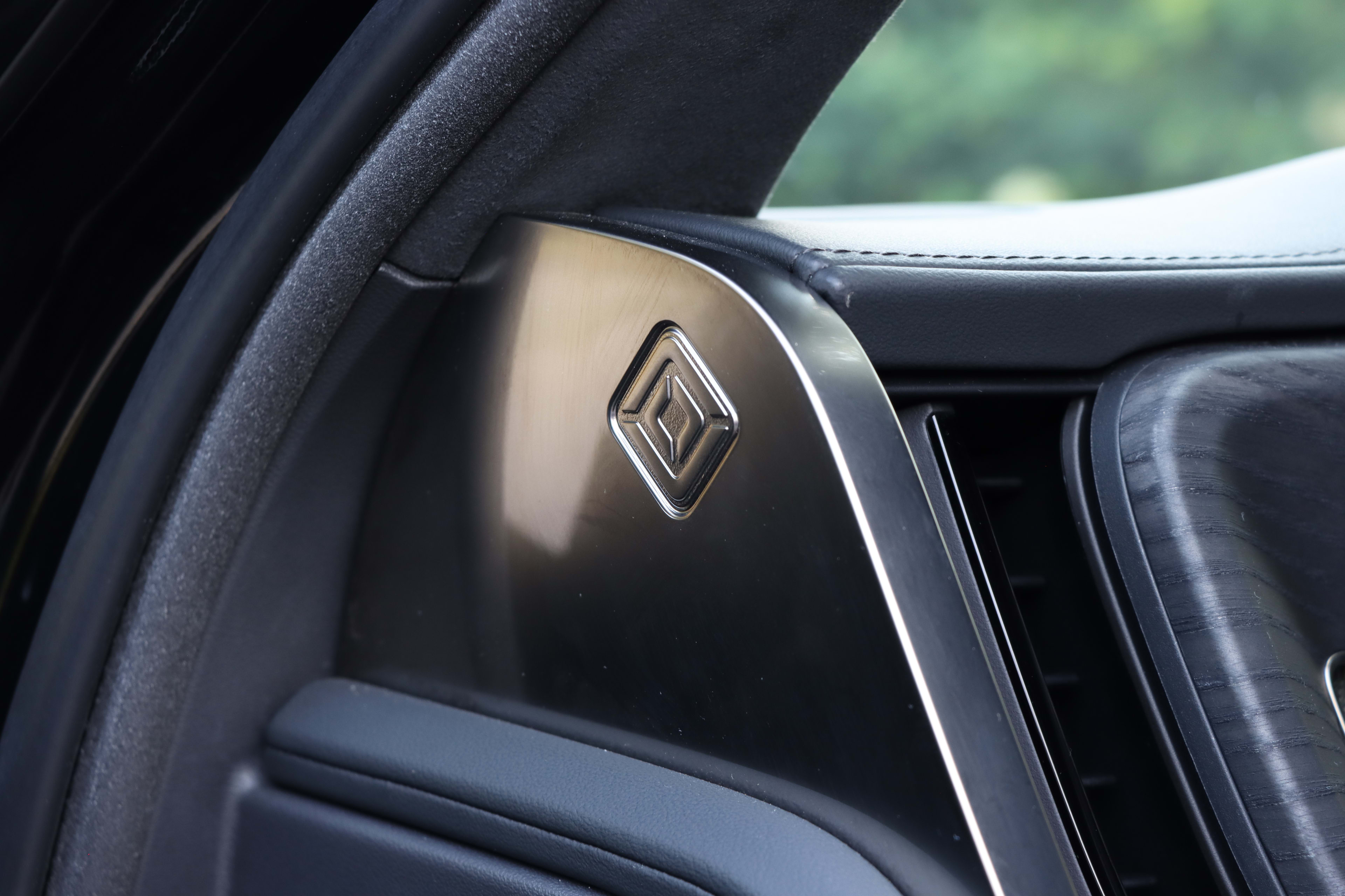 2025 Rivian R1S review: The ultimate adventure-focused EV - Autoblog