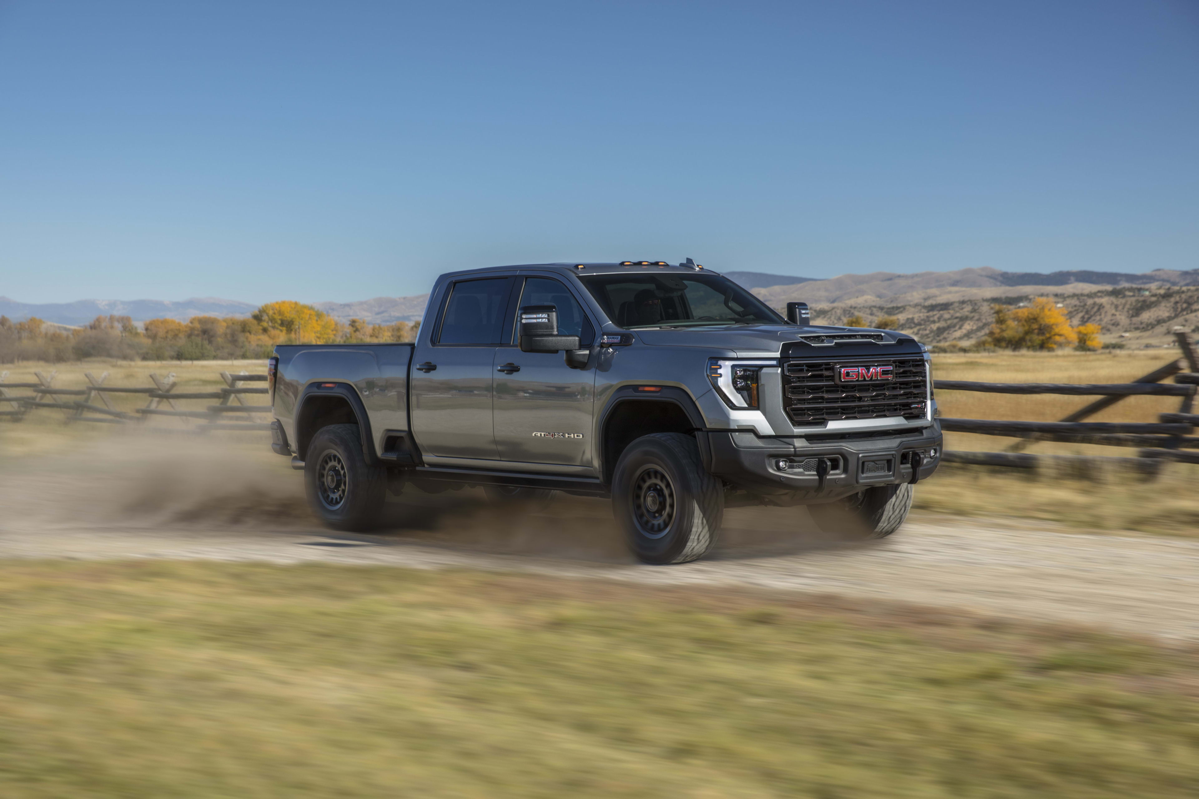 2024 GMC 2500 AT4 vs 2024 Ford F-250 Tremor: Who takes the crown ...