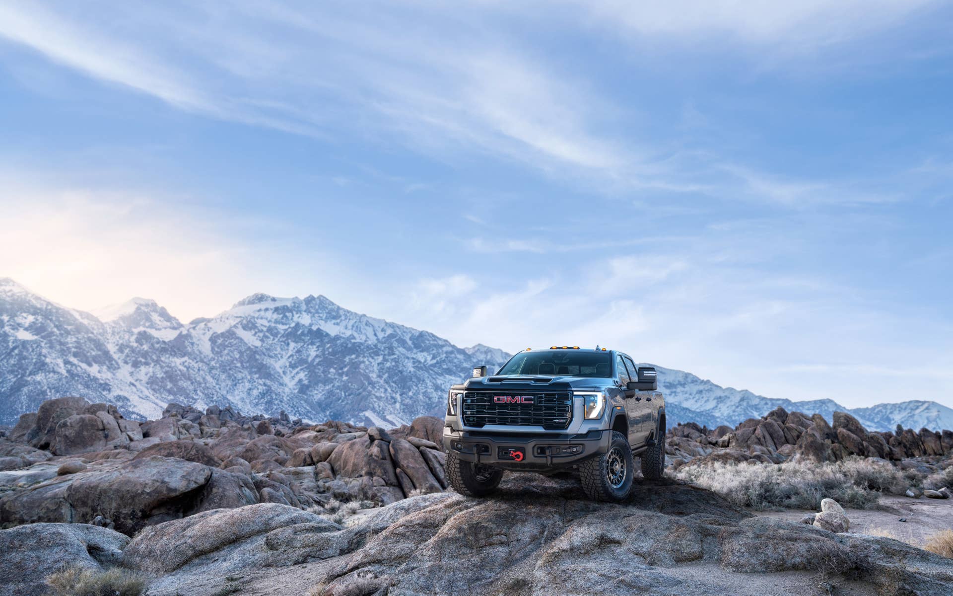 2024 GMC 2500 AT4 vs 2024 Ford F-250 Tremor: Who takes the crown ...