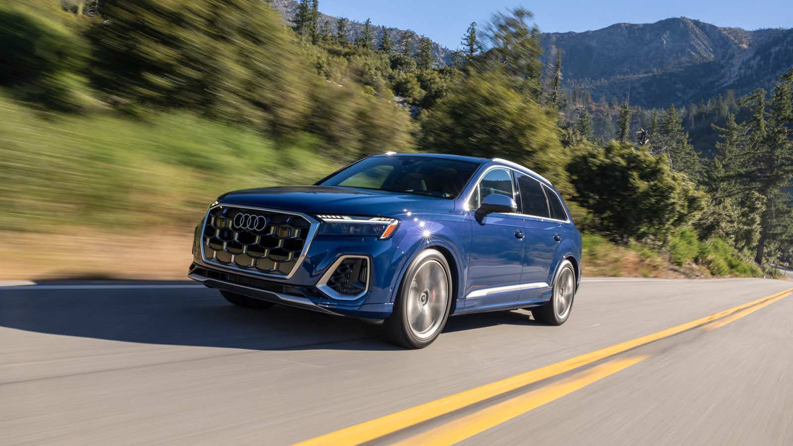 2025 Audi SQ7 Review: Could this 500-hp family SUV be the ultimate ...