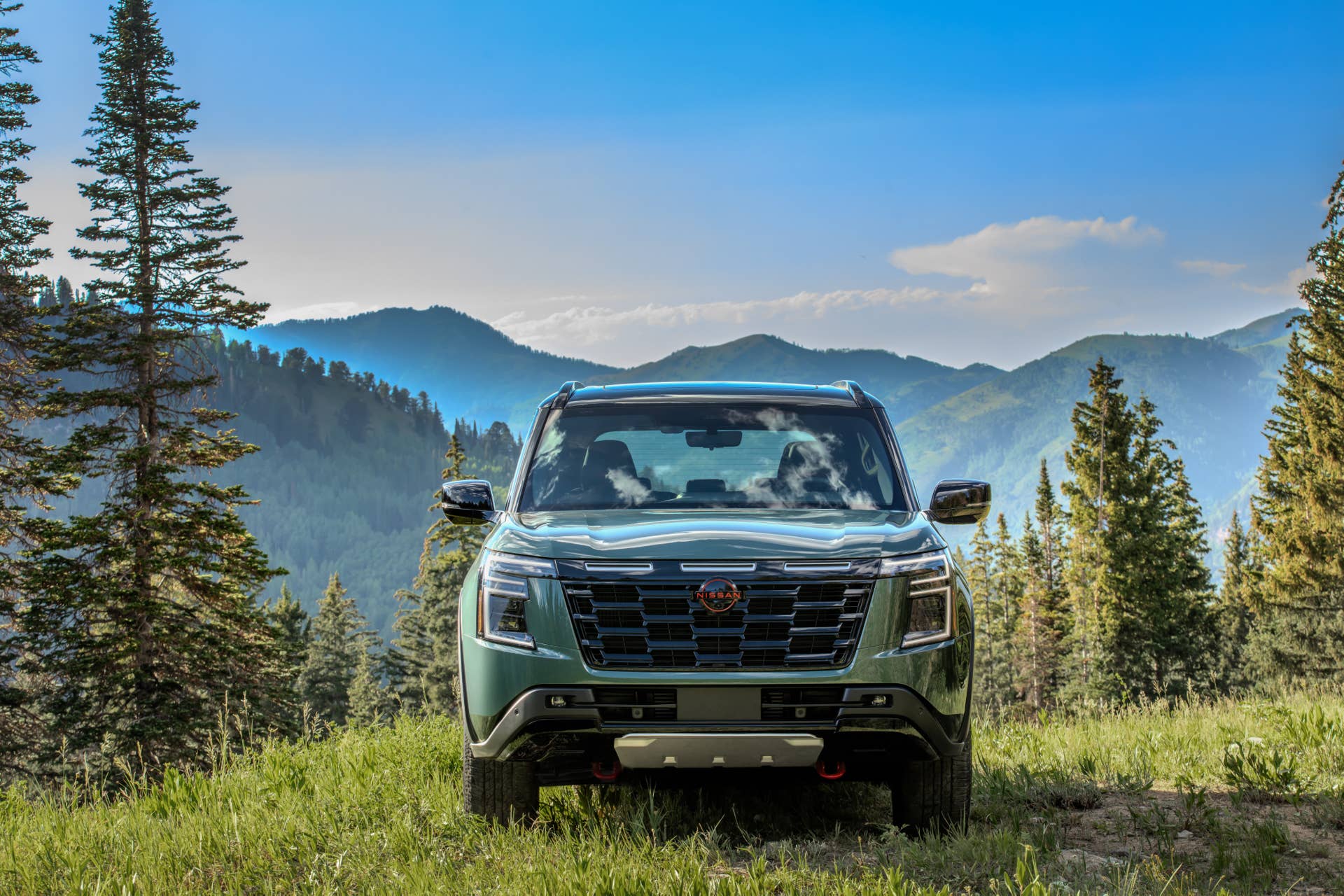 Toyota Sequoia TRD Pro vs Nissan Armada PRO-4X - One Comes Out on Top ...