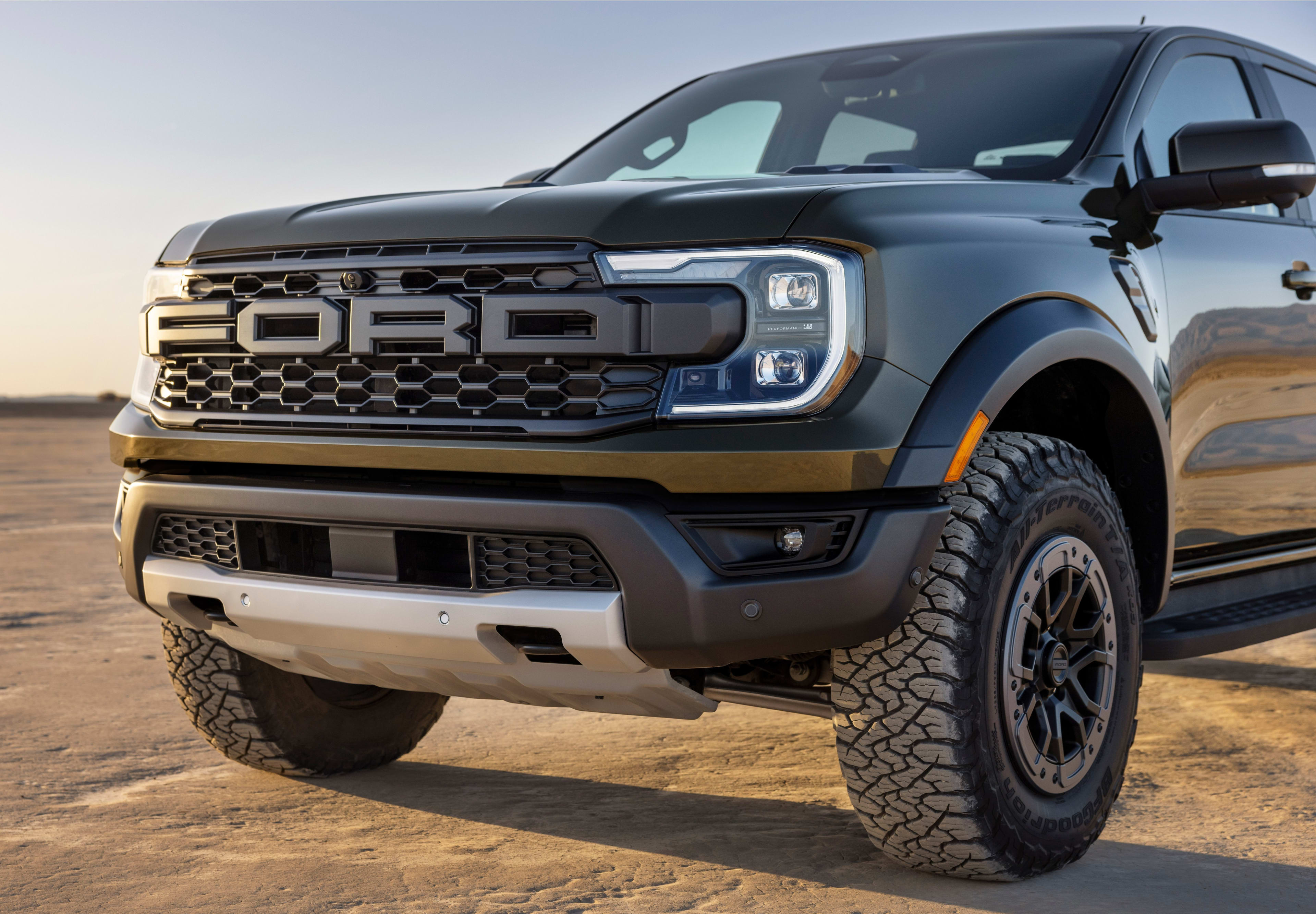 2024 Ford Ranger Raptor: 6 reasons to love it, 3 reasons to think twice ...