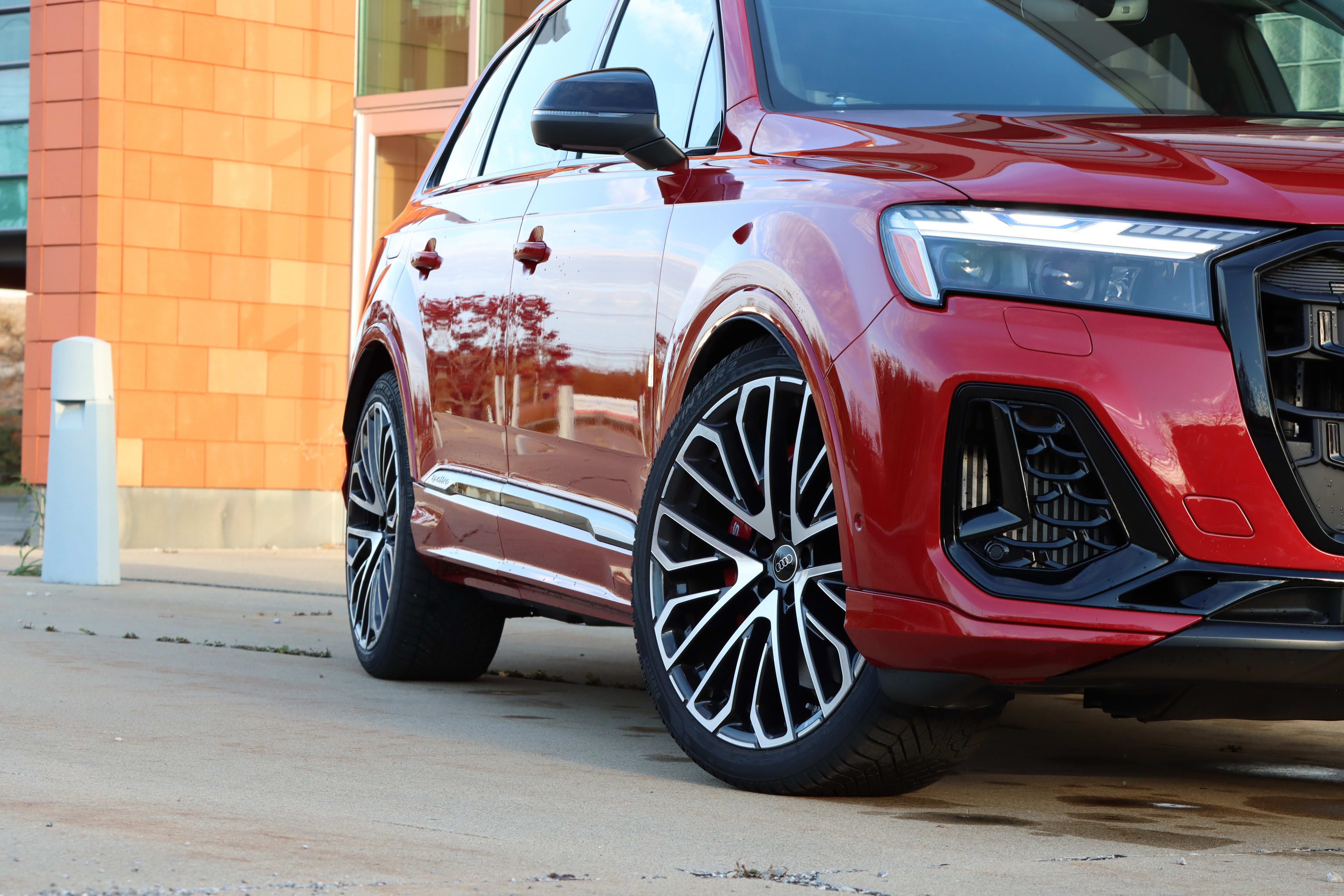 2025 Audi SQ7 brings serious performance upgrades — but is it enough to ...