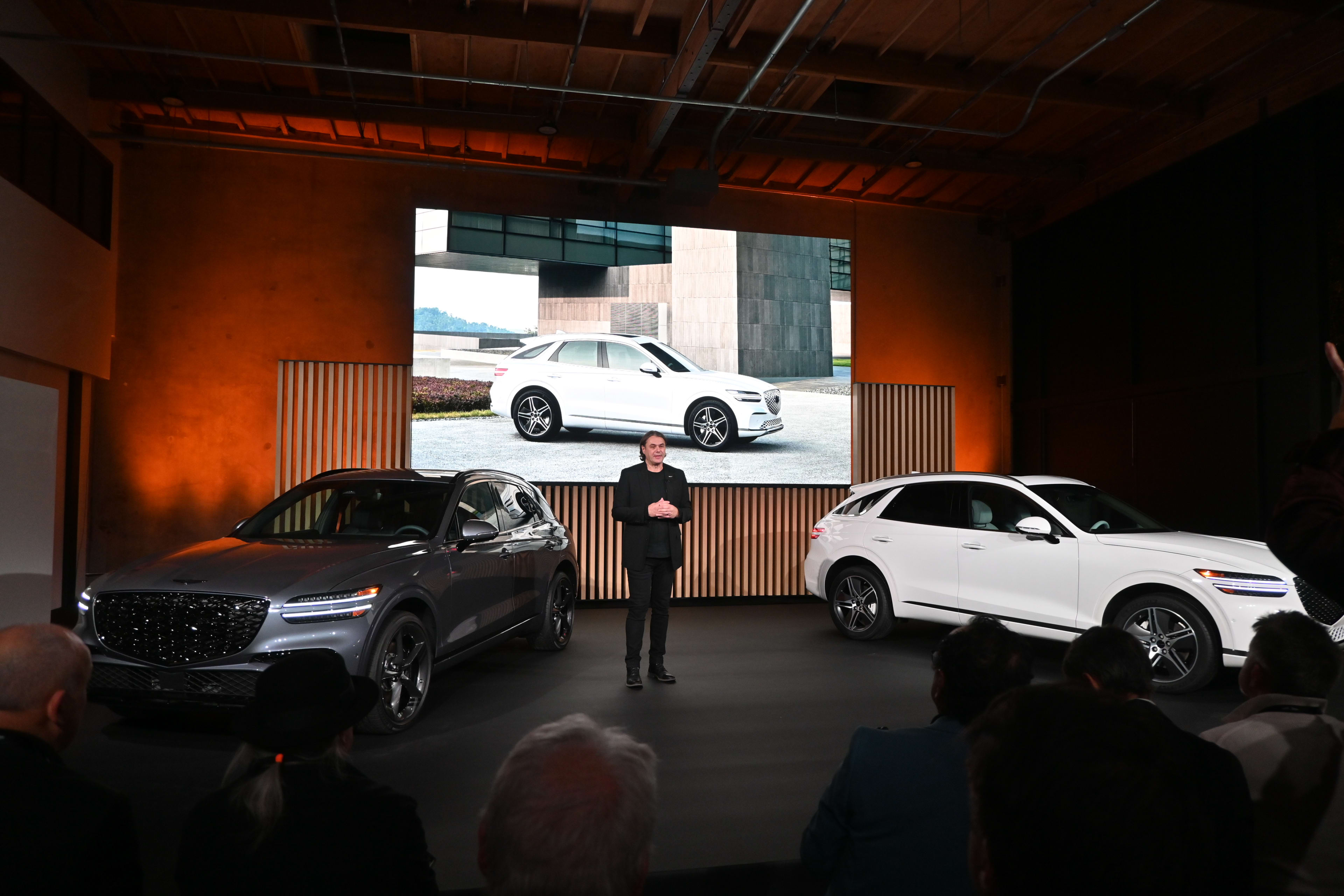 2026 Genesis GV70 refresh—what’s actually new? - Autoblog