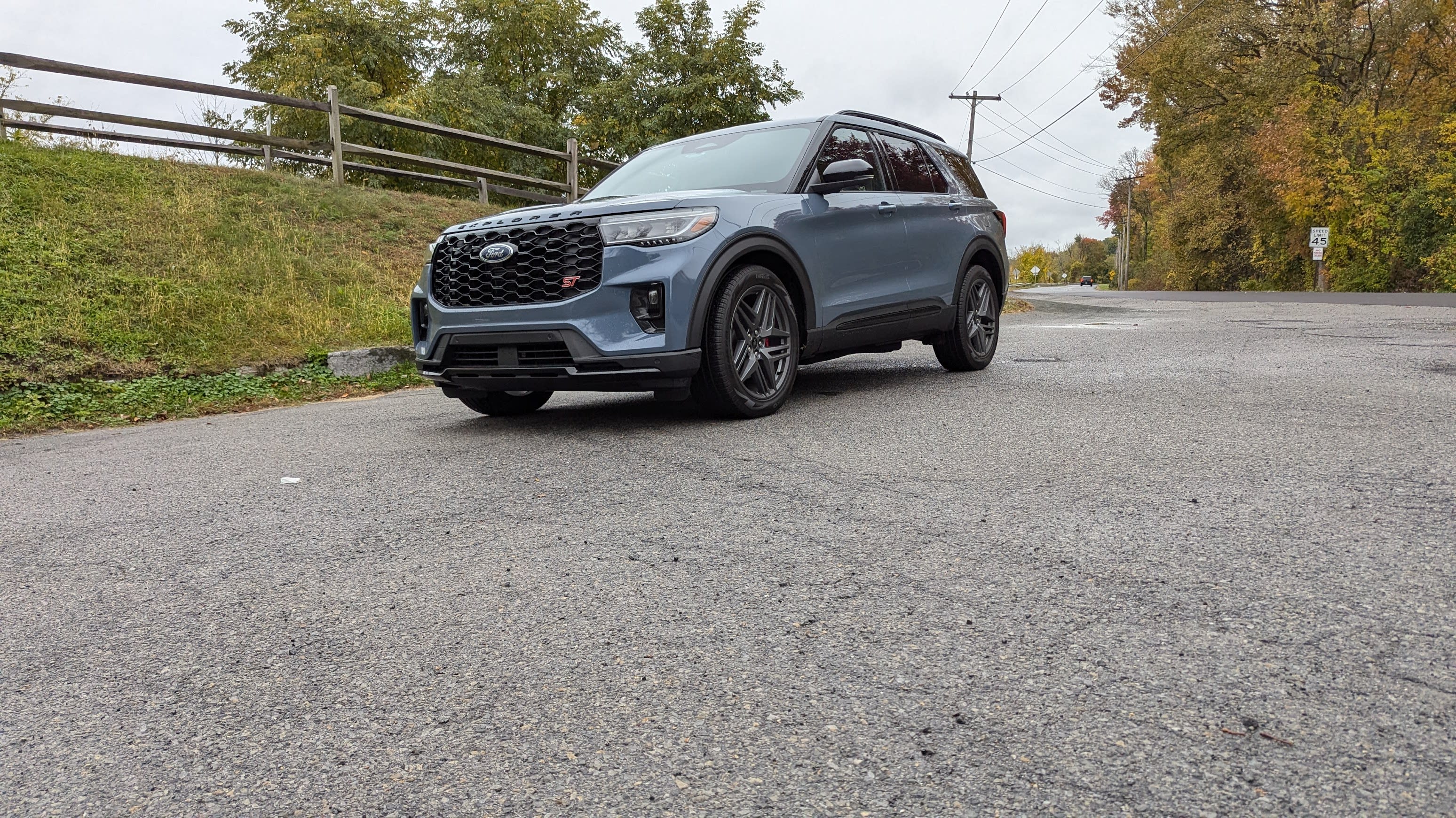 2025 Ford Explorer ST Review: Is the pace worth the price? - Autoblog