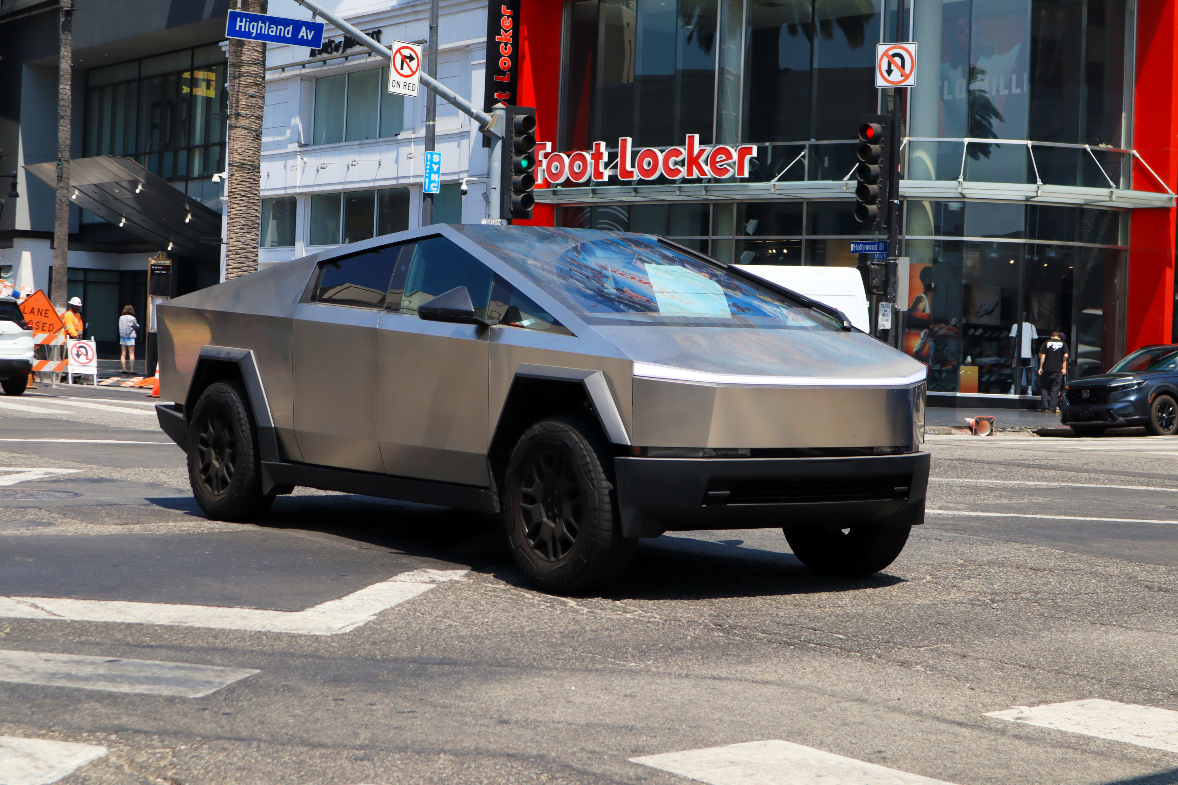 Tesla Repair Costs and Restrictions Raise Ownership Concerns - Autoblog