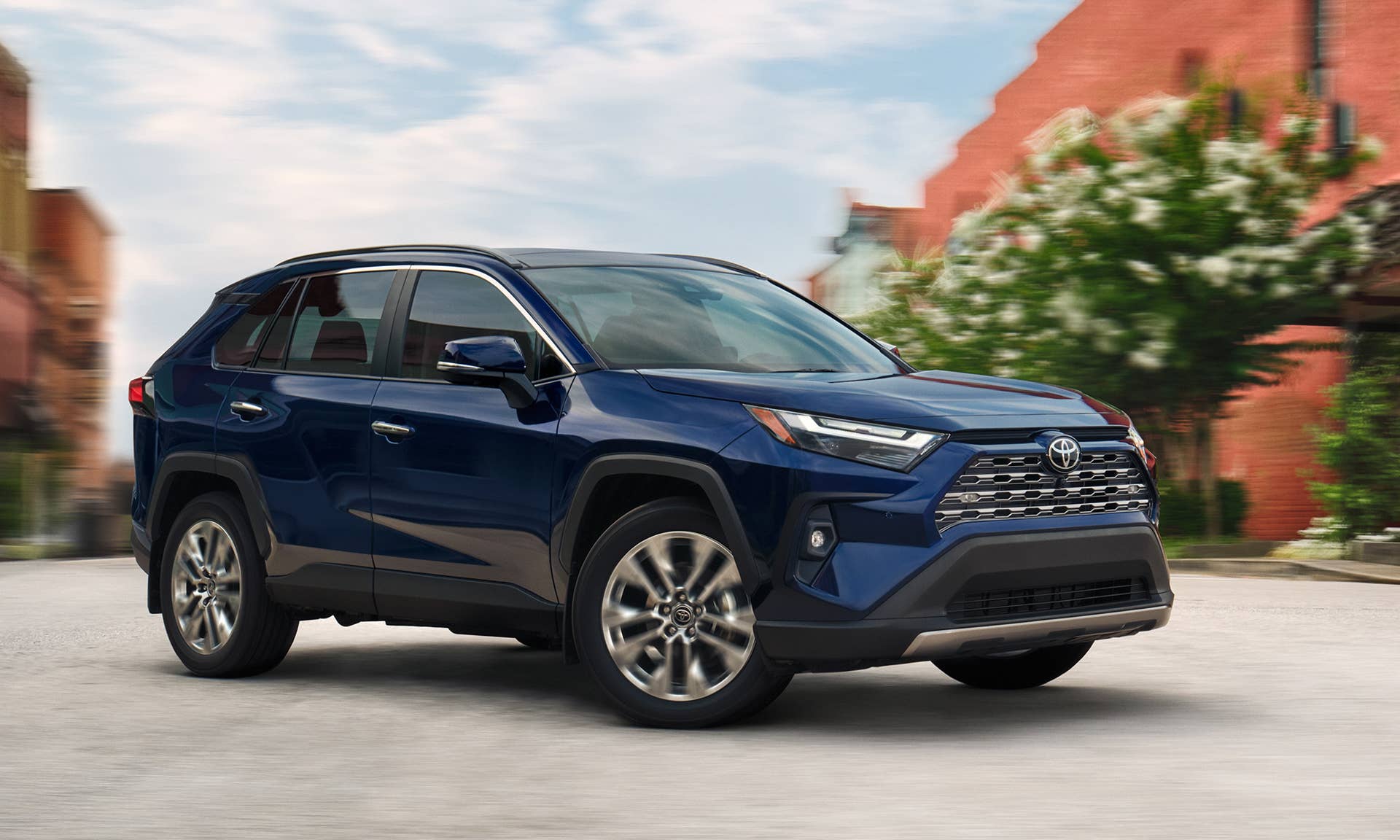 2025 Toyota RAV4: 7 reasons to love it, 4 reasons to think twice - Autoblog