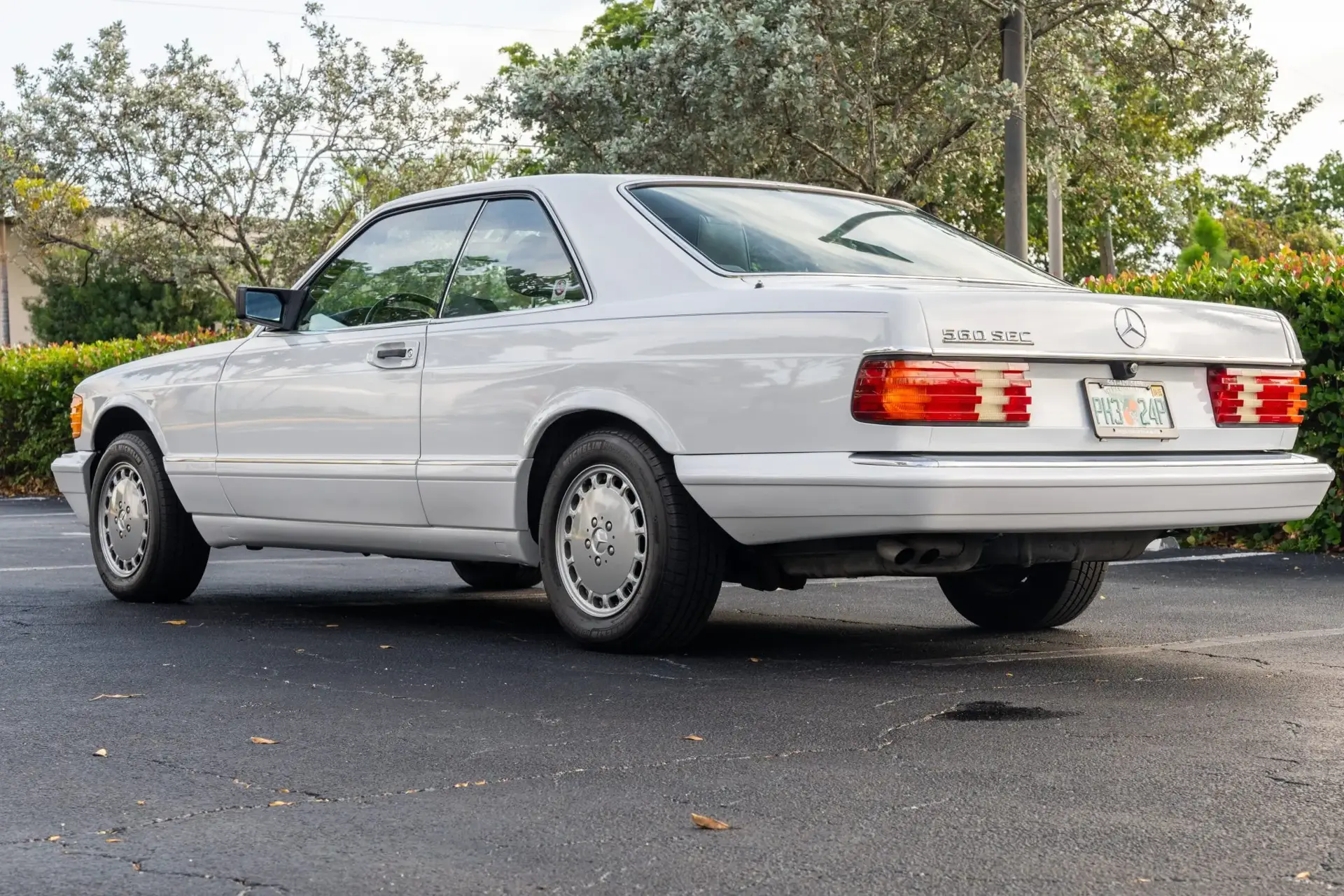 Here's Johnny Carson's 1988 Mercedes-Benz 560! - Autoblog