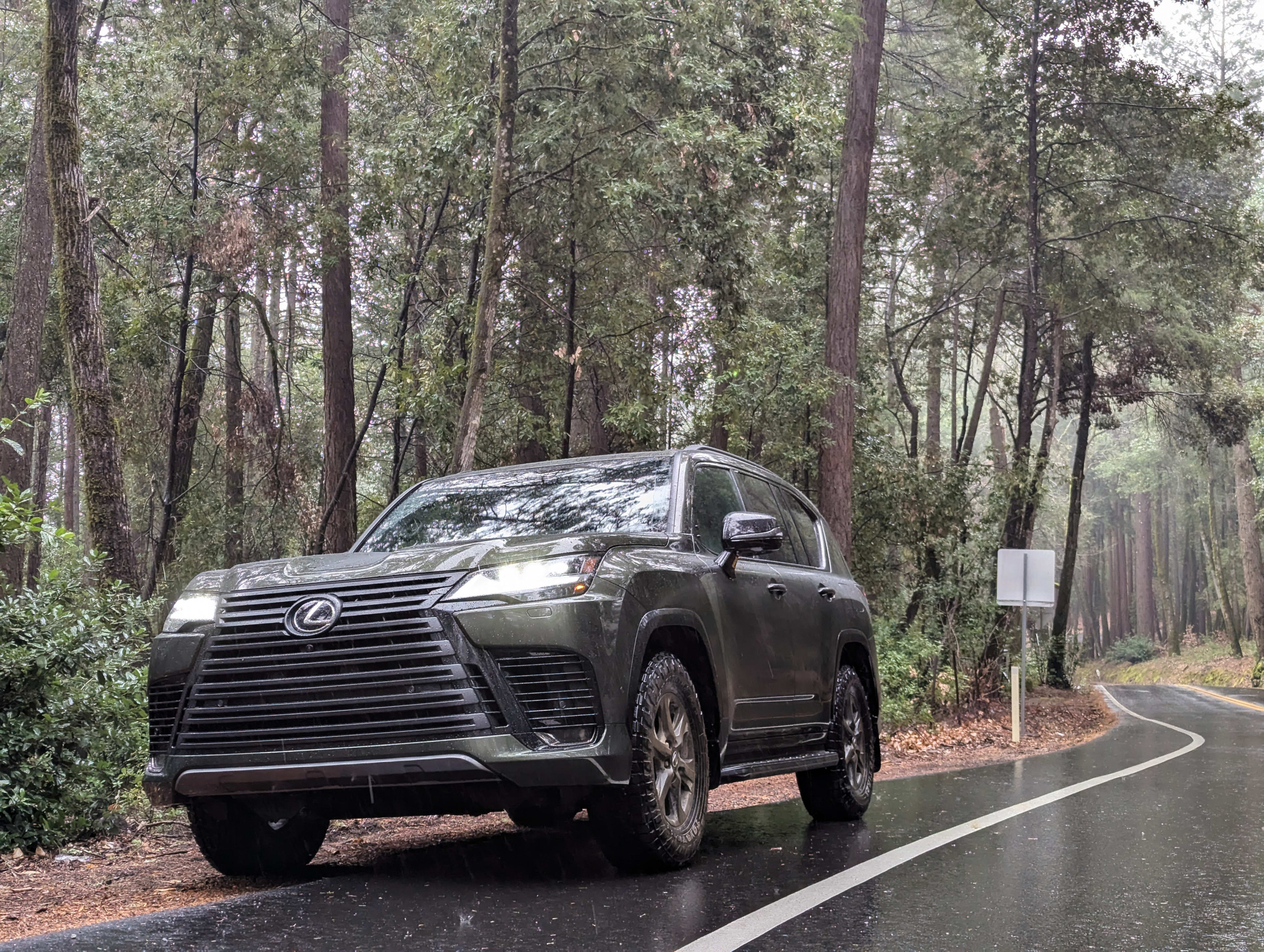 2025 Lexus LX 700h review: A hybrid SUV that defies expectations - Autoblog