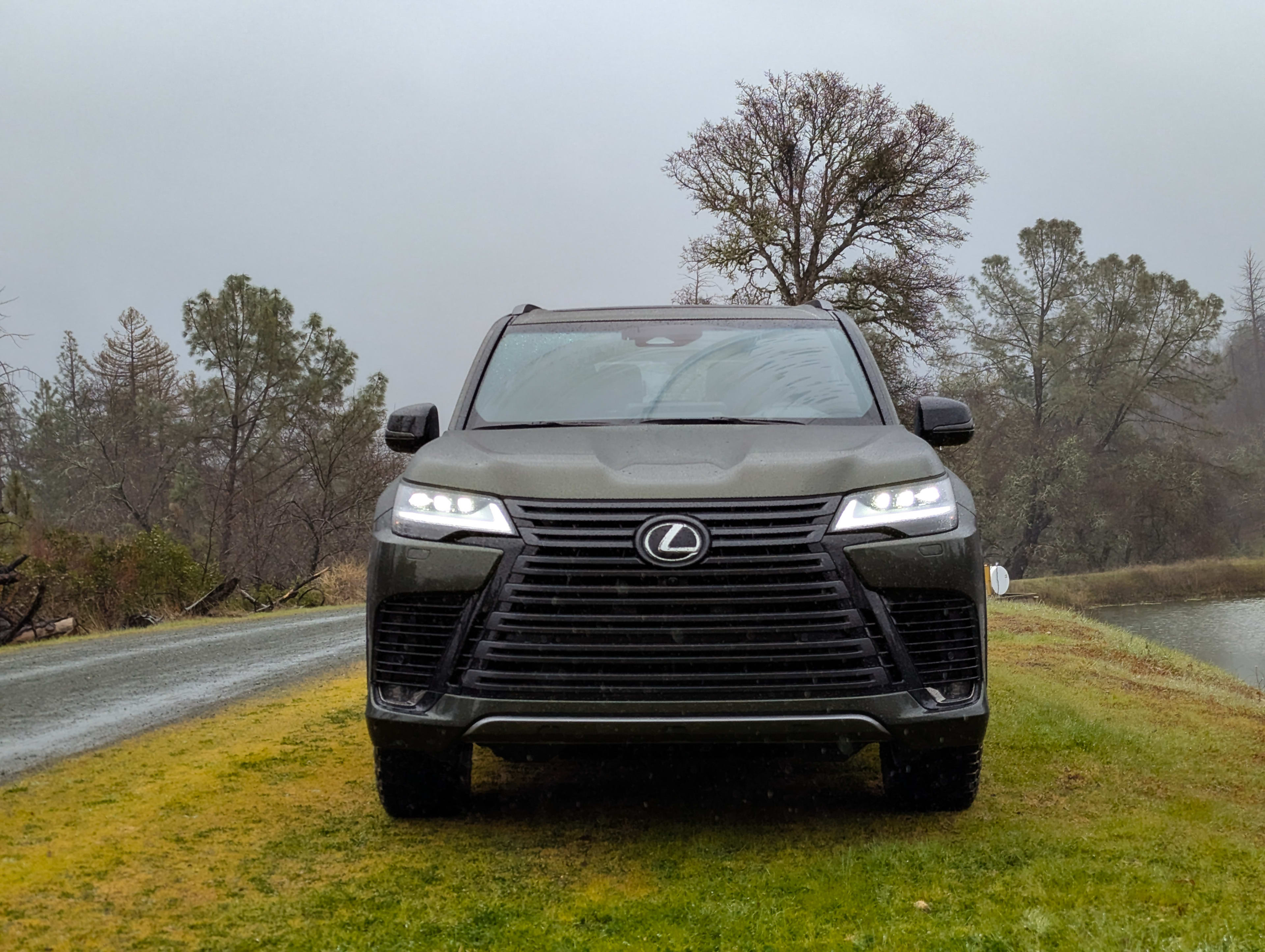 2025 Lexus LX 700h review: A hybrid SUV that defies expectations - Autoblog