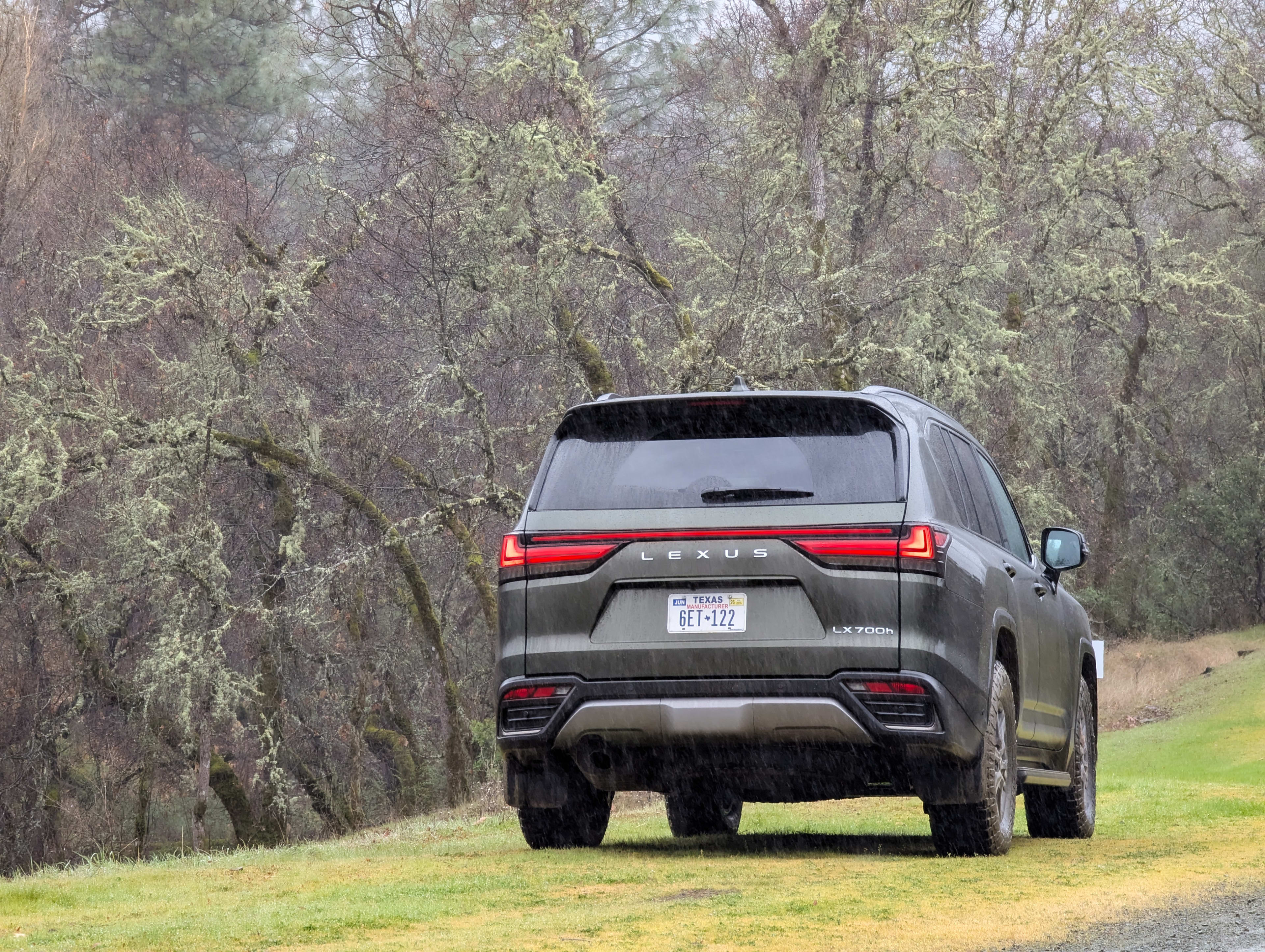 2025 Lexus LX 700h review: A hybrid SUV that defies expectations - Autoblog