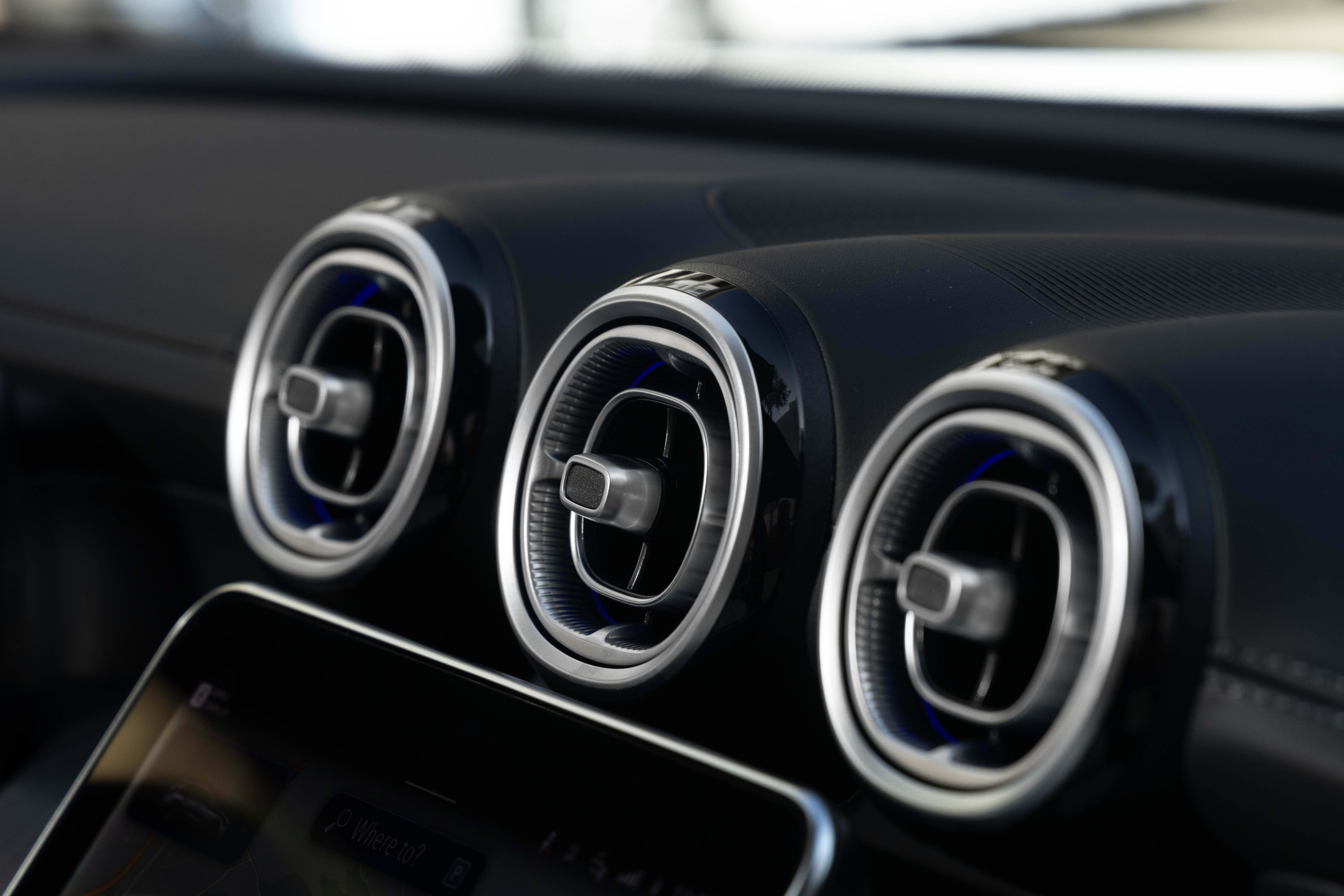 2025 Mercedes-Benz GLC PHEV review: the best plug-in SUV yet? - Autoblog