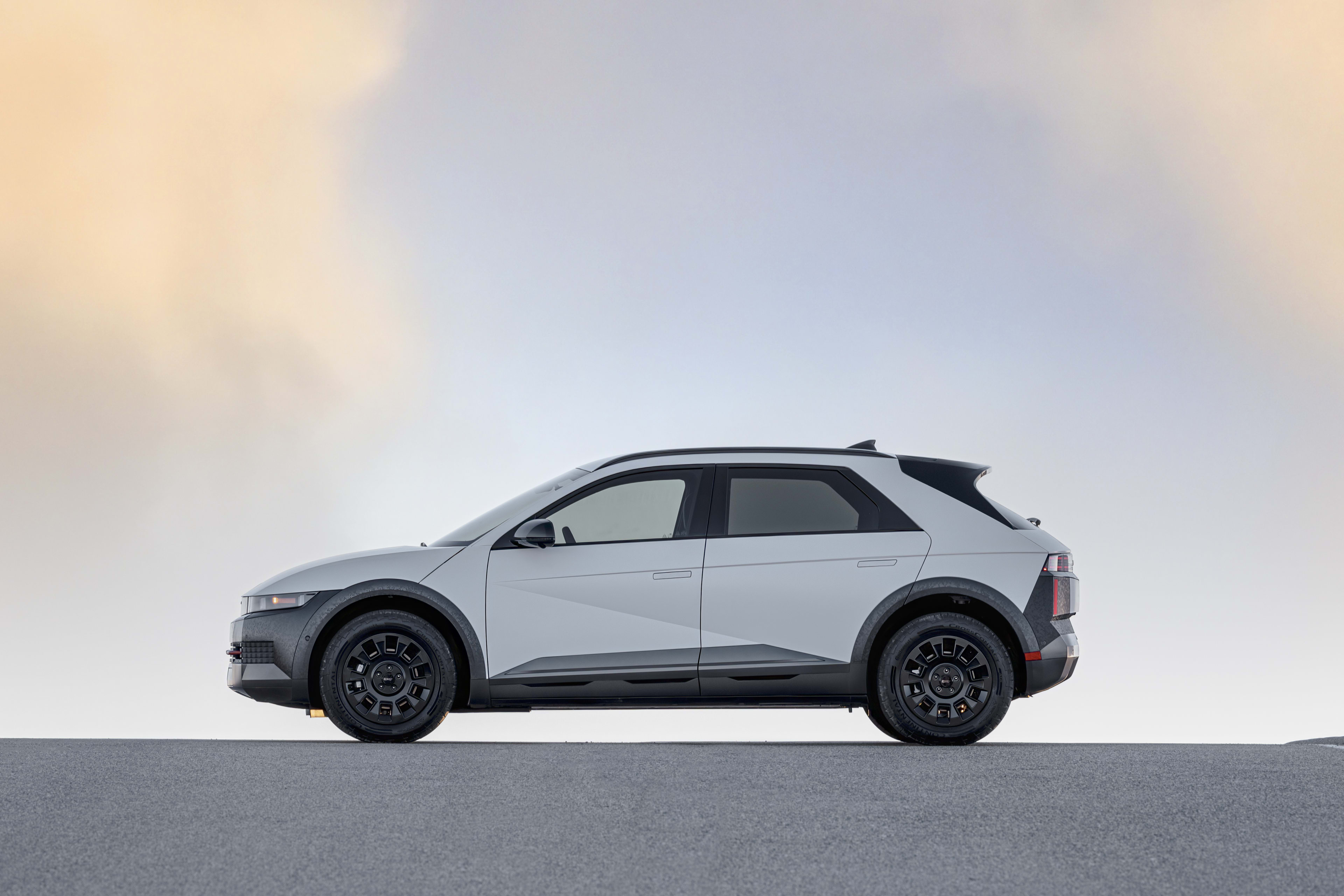 2025 Hyundai Ioniq 5 XRT review: Dancing with the desert dust in Hyundai's new electric off ...