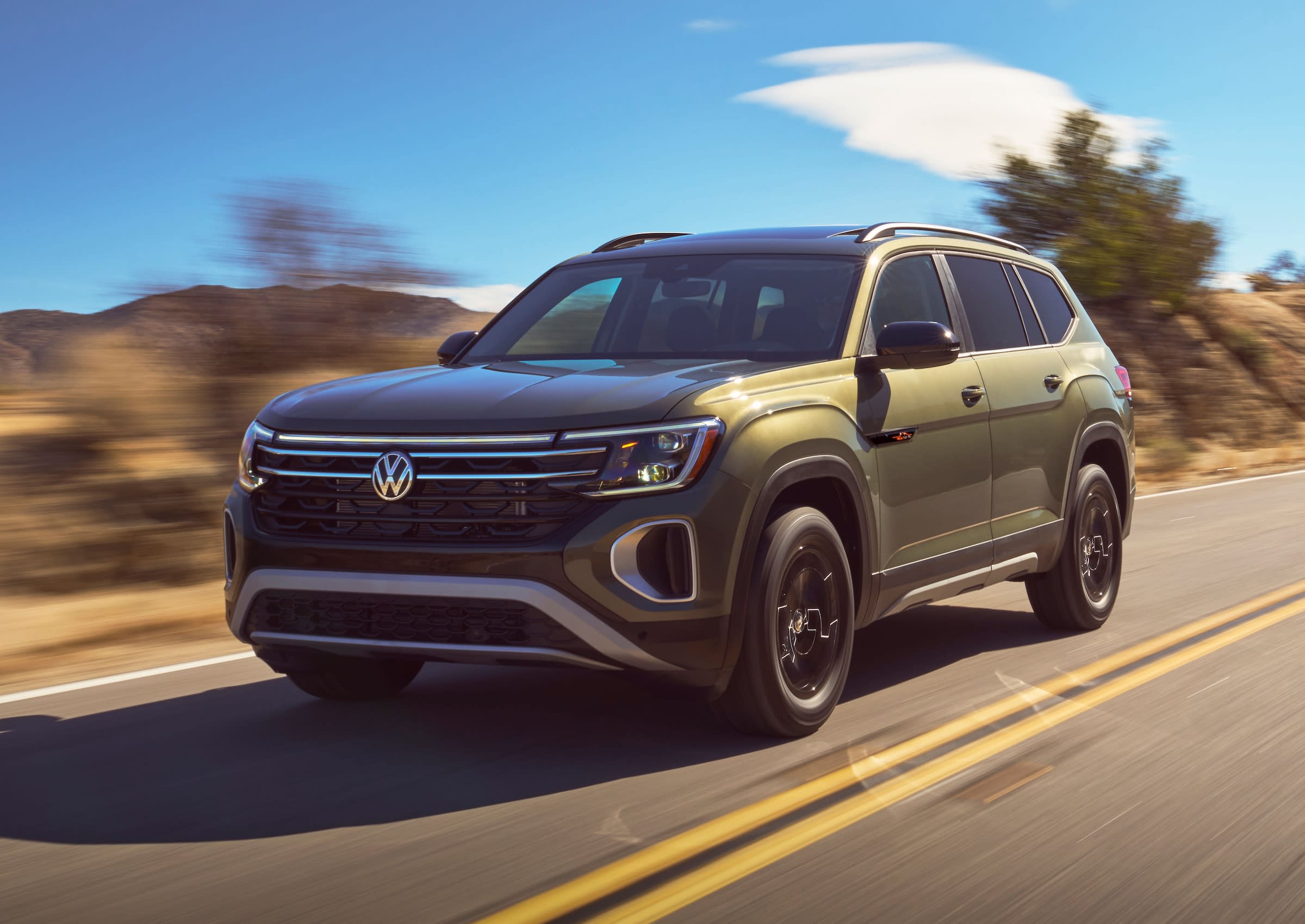 The 5 Mid-Size SUVs with the Most Cargo Space - Autoblog