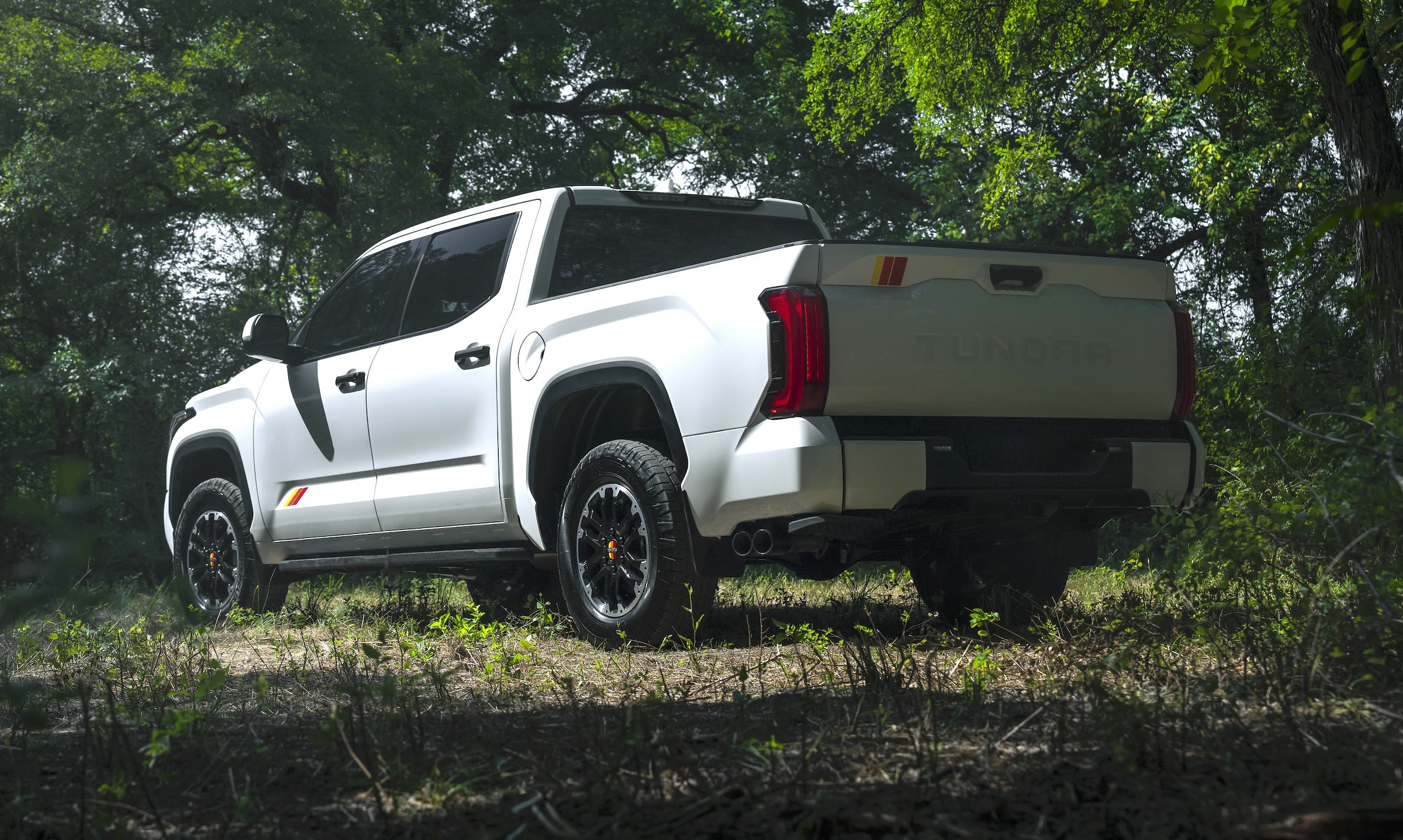 Toyota Unveils Irresistible 2026 Tundra Lease Deals for October - Autoblog