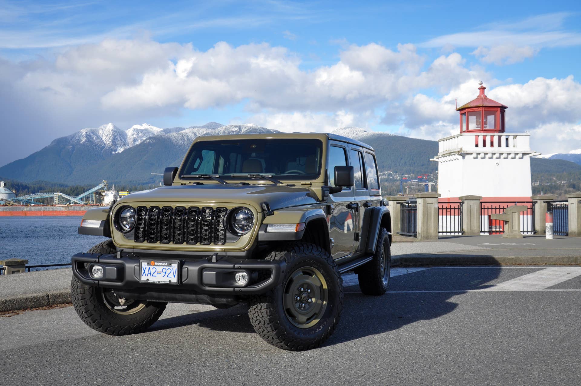 I Spent a Week Driving the 2025 Jeep Wrangler 4xe Willys '41 Edition ...