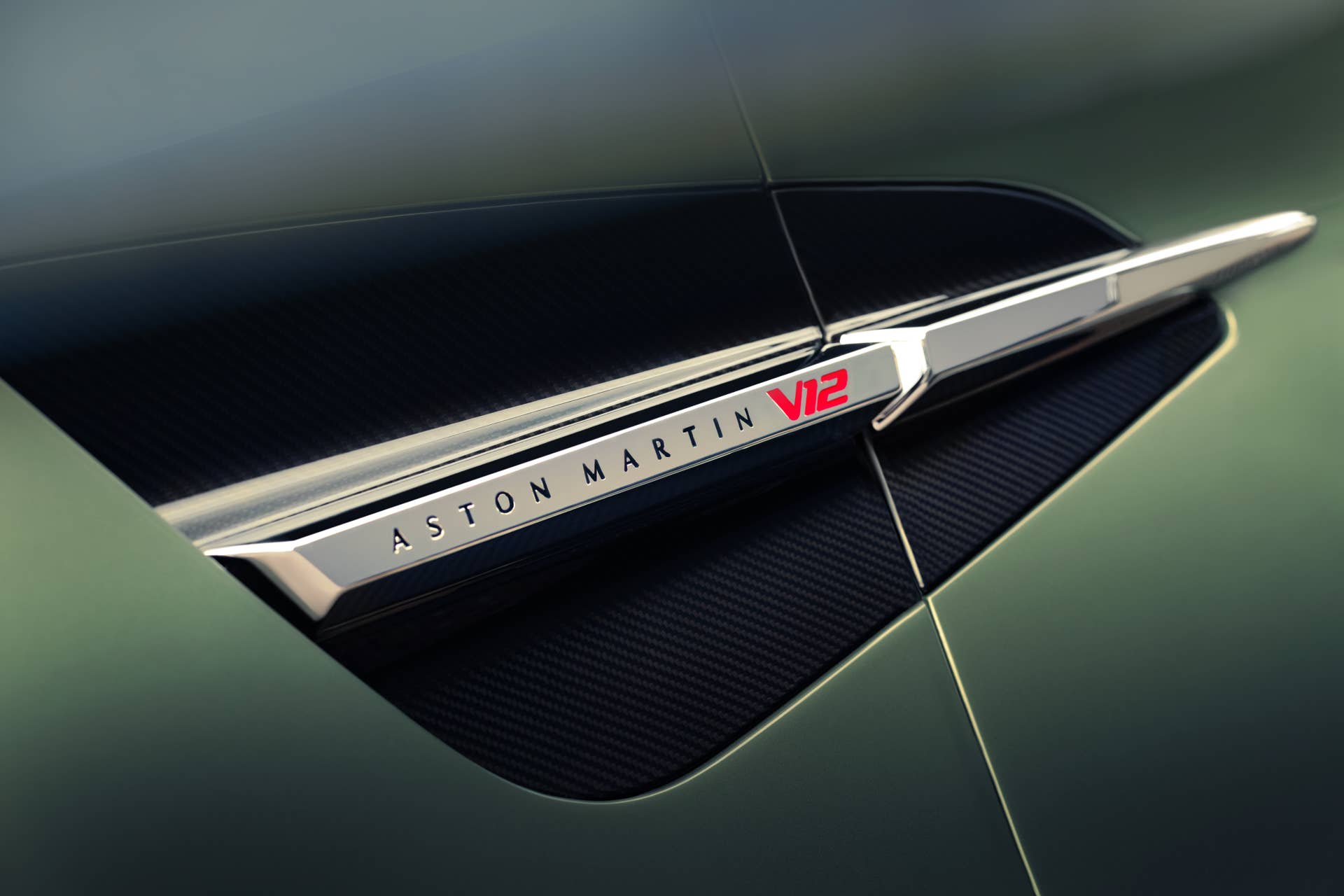 Aston Martin Pops the Top on Its Road-Devouring Vanquish - Autoblog