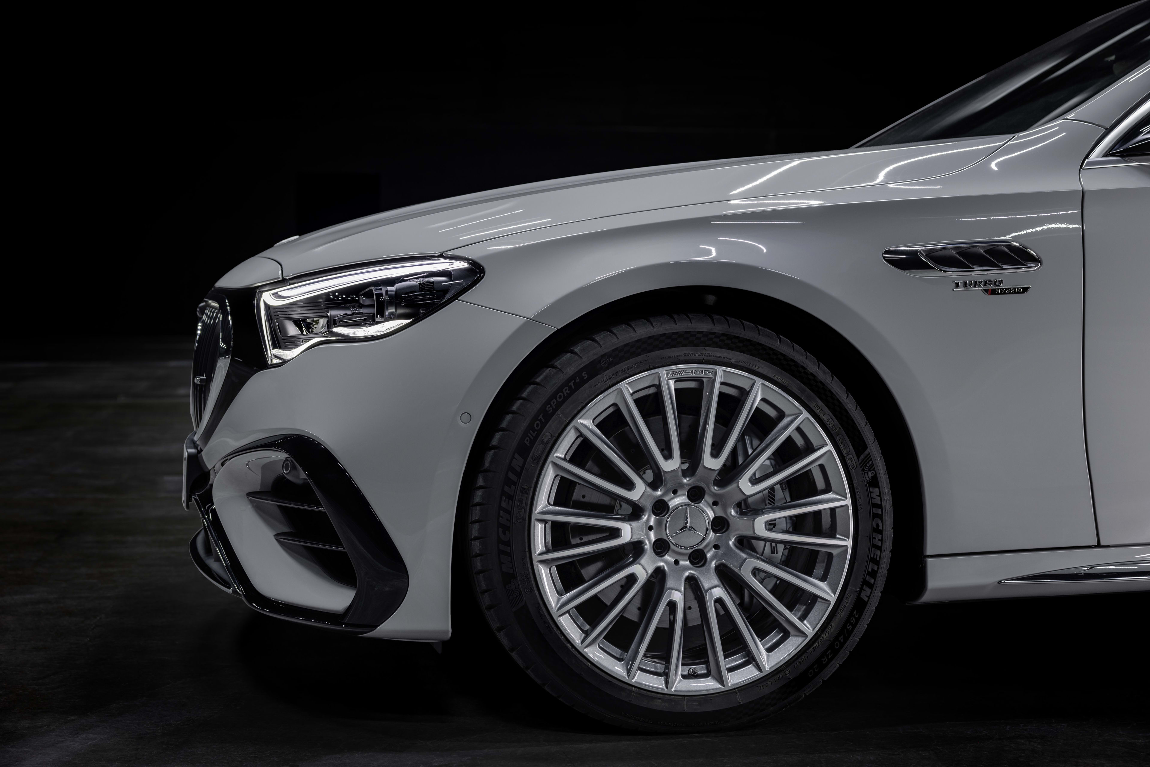 Stunning E53 AMG Hybrid Wagon Debut: Mercedes Revamps a Grand Tradition ...