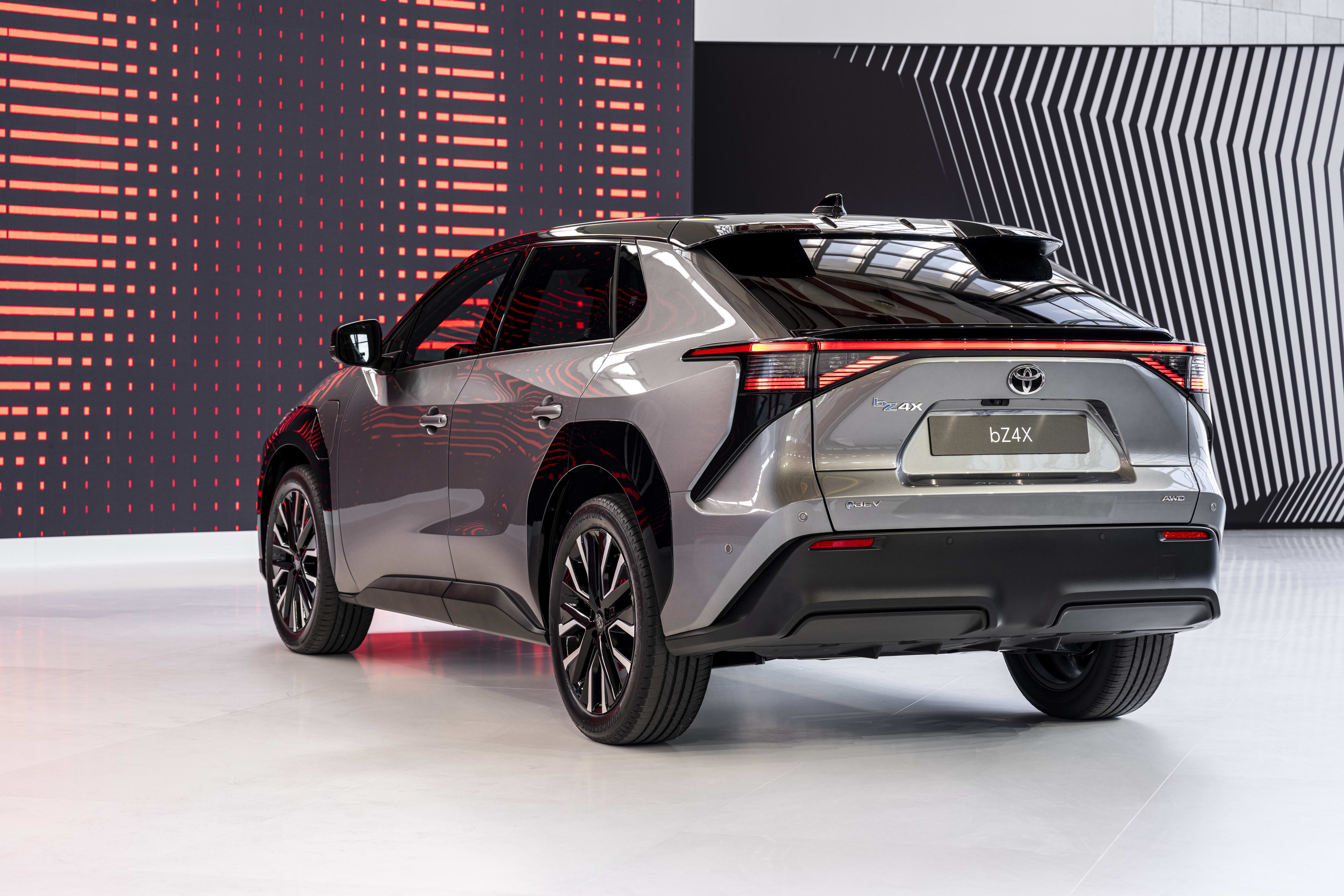 Shopping for a 2025 Toyota bZ4X? Here’s What Experts Say You Should Look At Instead - Autoblog