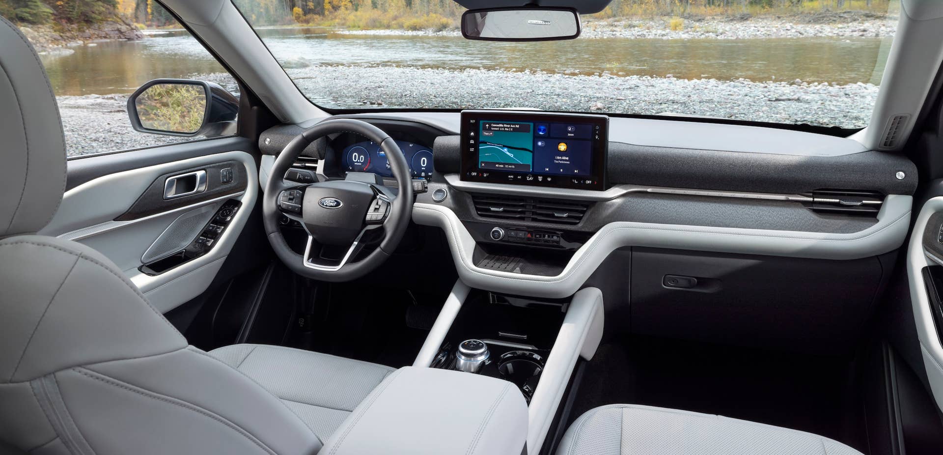 Is the Ford Explorer Worth an Extra $3,650 Over the Nissan Pathfinder ...