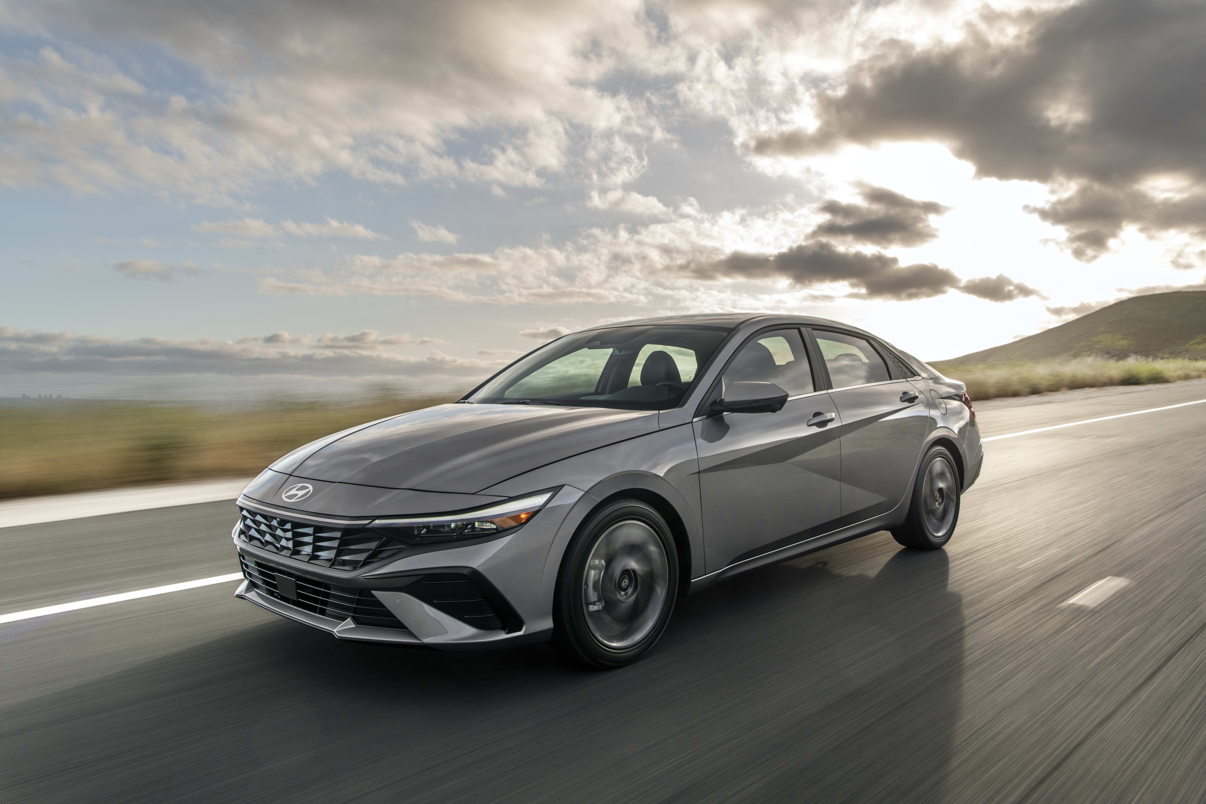 Top 6 Most Fuel-Efficient Vehicles Under $35K - Autoblog