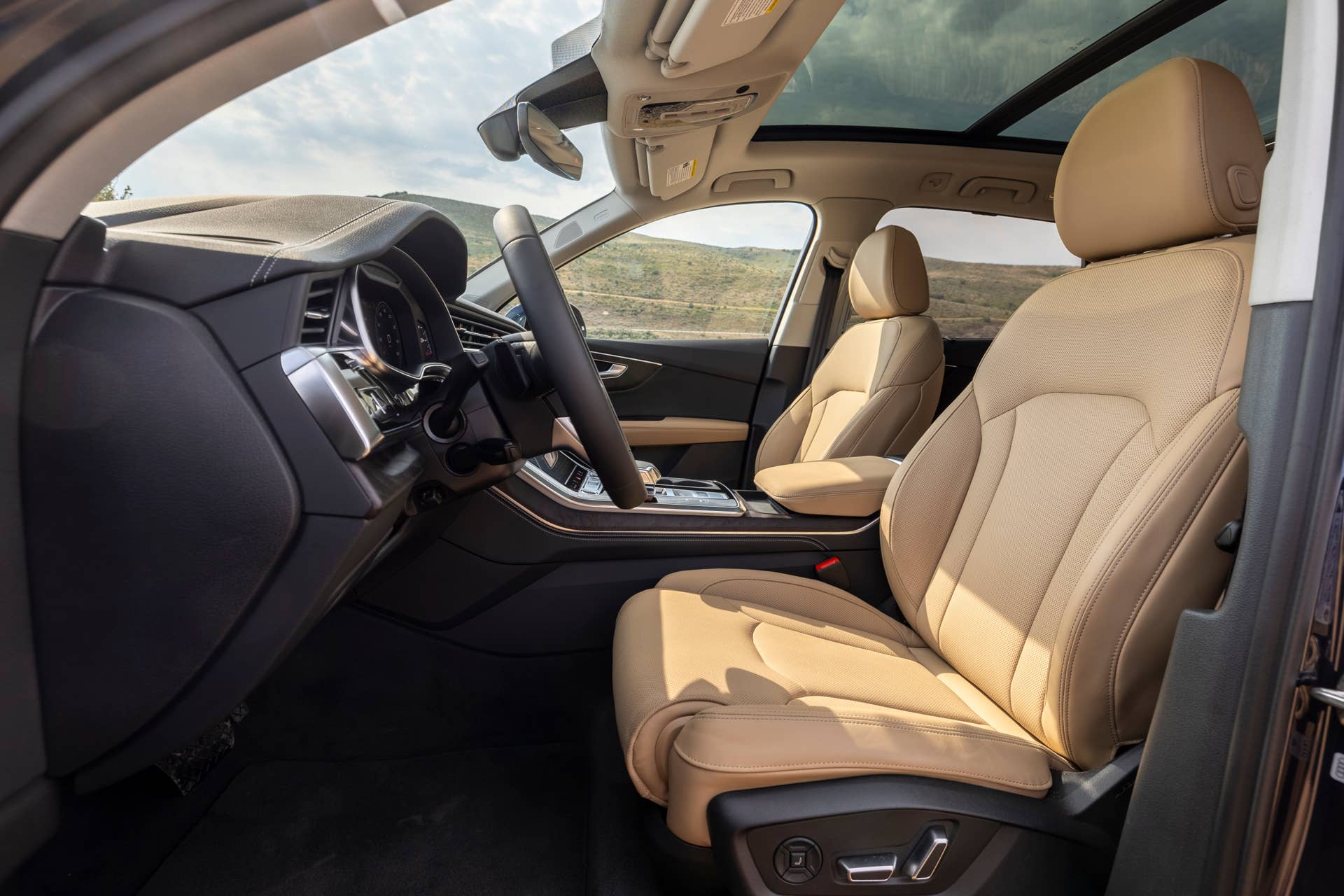2025 Q7: Is It Worth $60,500? My In-Depth Guide to Its Upsides ...