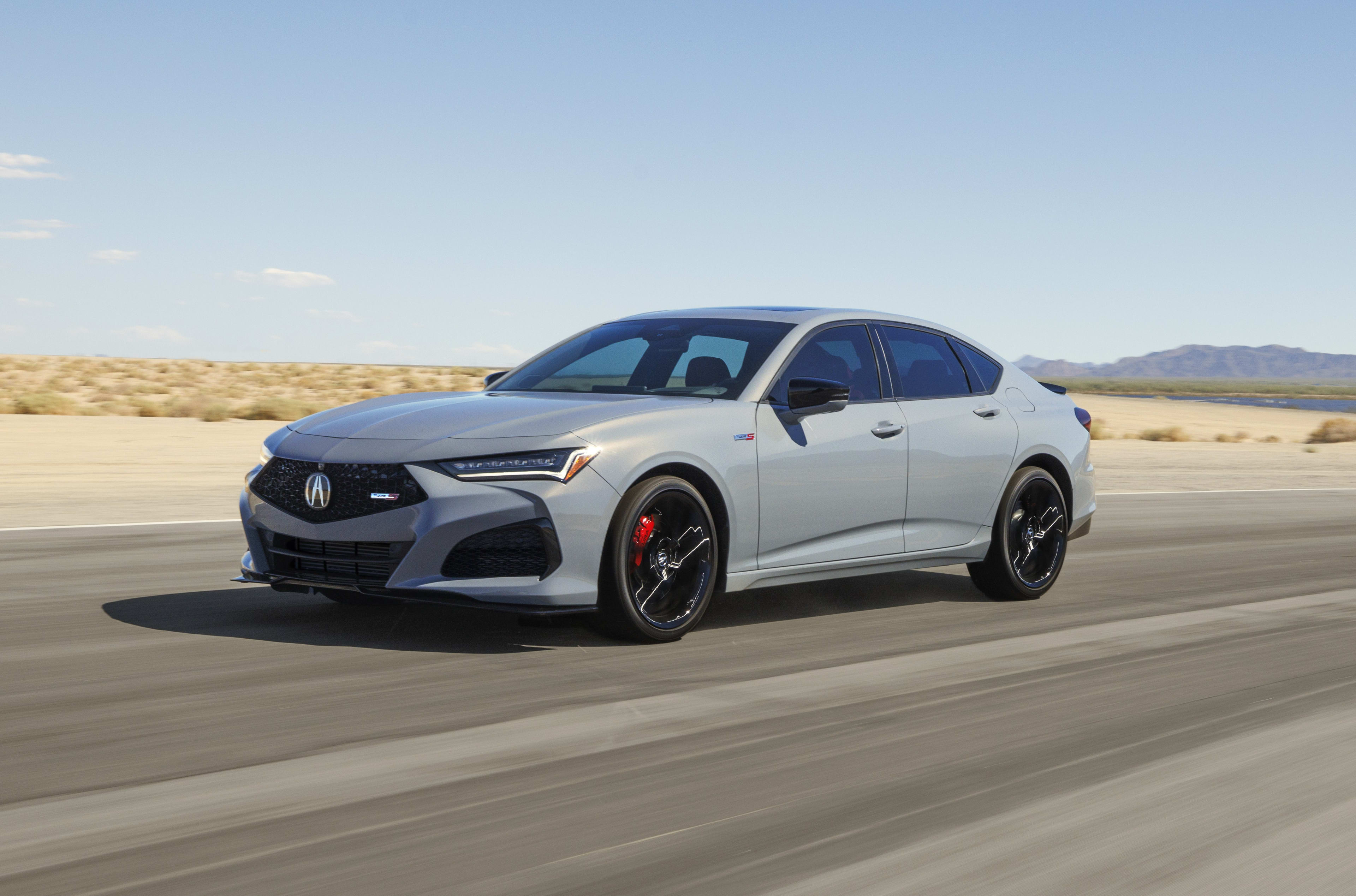 Hundreds of Thousands of Acura and Honda Vehicles Have a Brake Problem ...