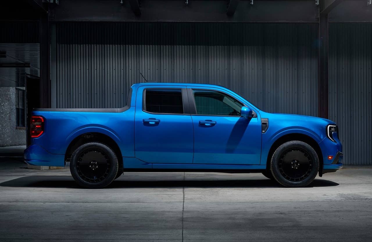 I Drove the 2025 Hyundai Santa Cruz & 2025 Ford Maverick, Which One is ...