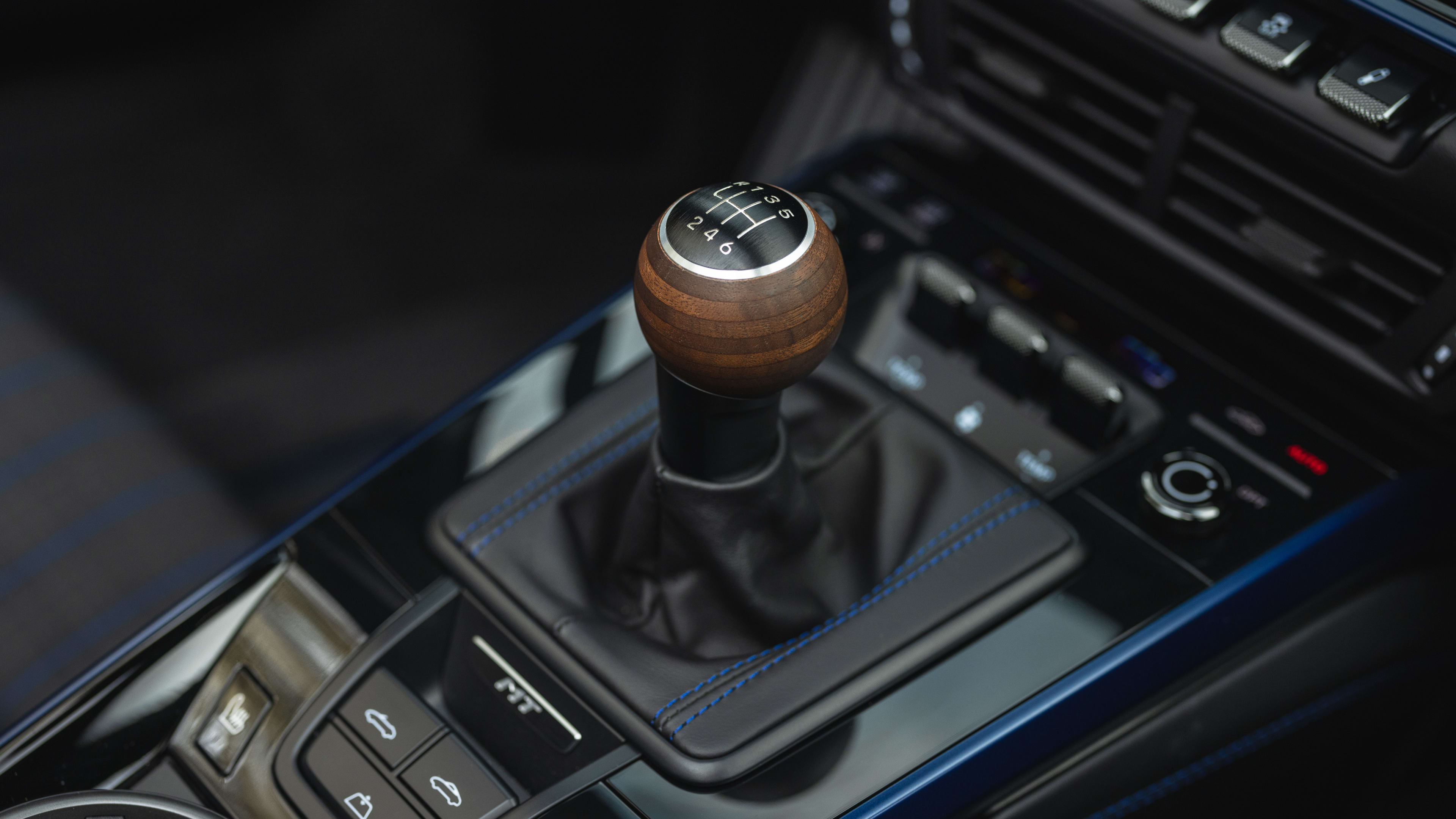 Best and Worst Gear Shift Knobs in 2025 - Autoblog