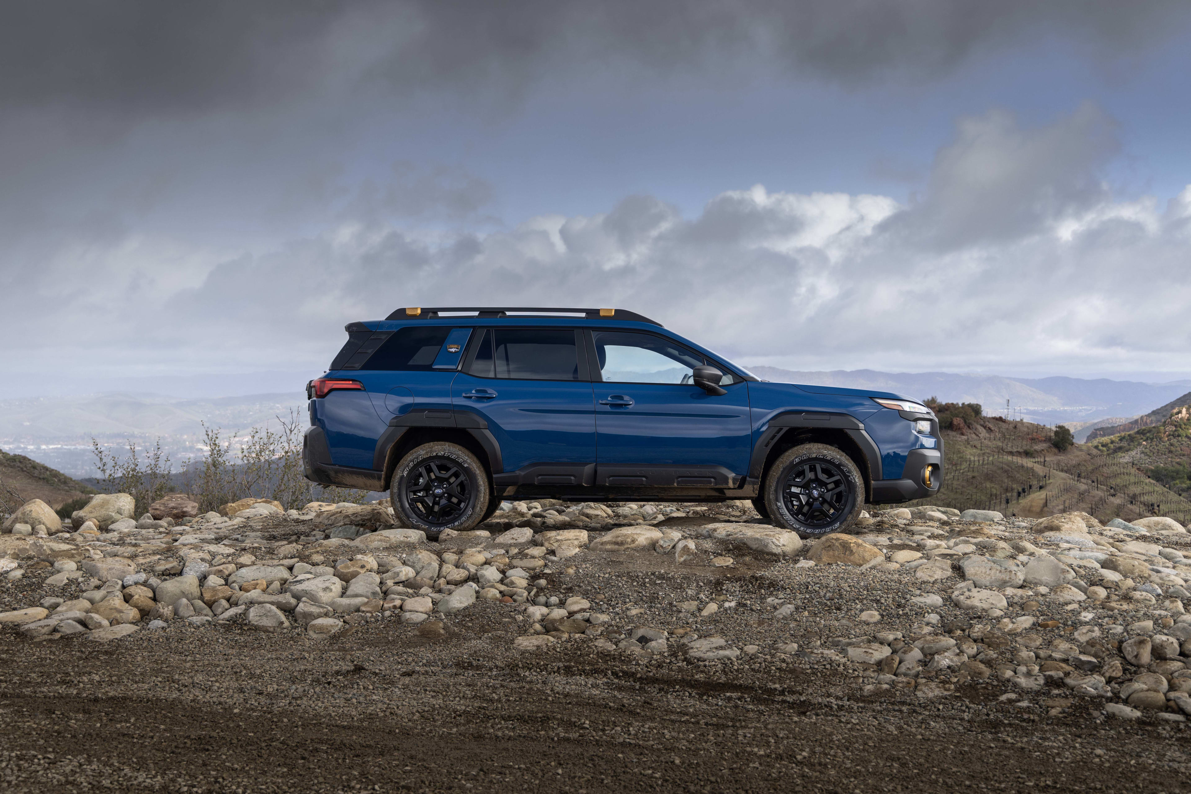 2026 Subaru Outback Revealed: the Boxer Gets Boxier - Autoblog