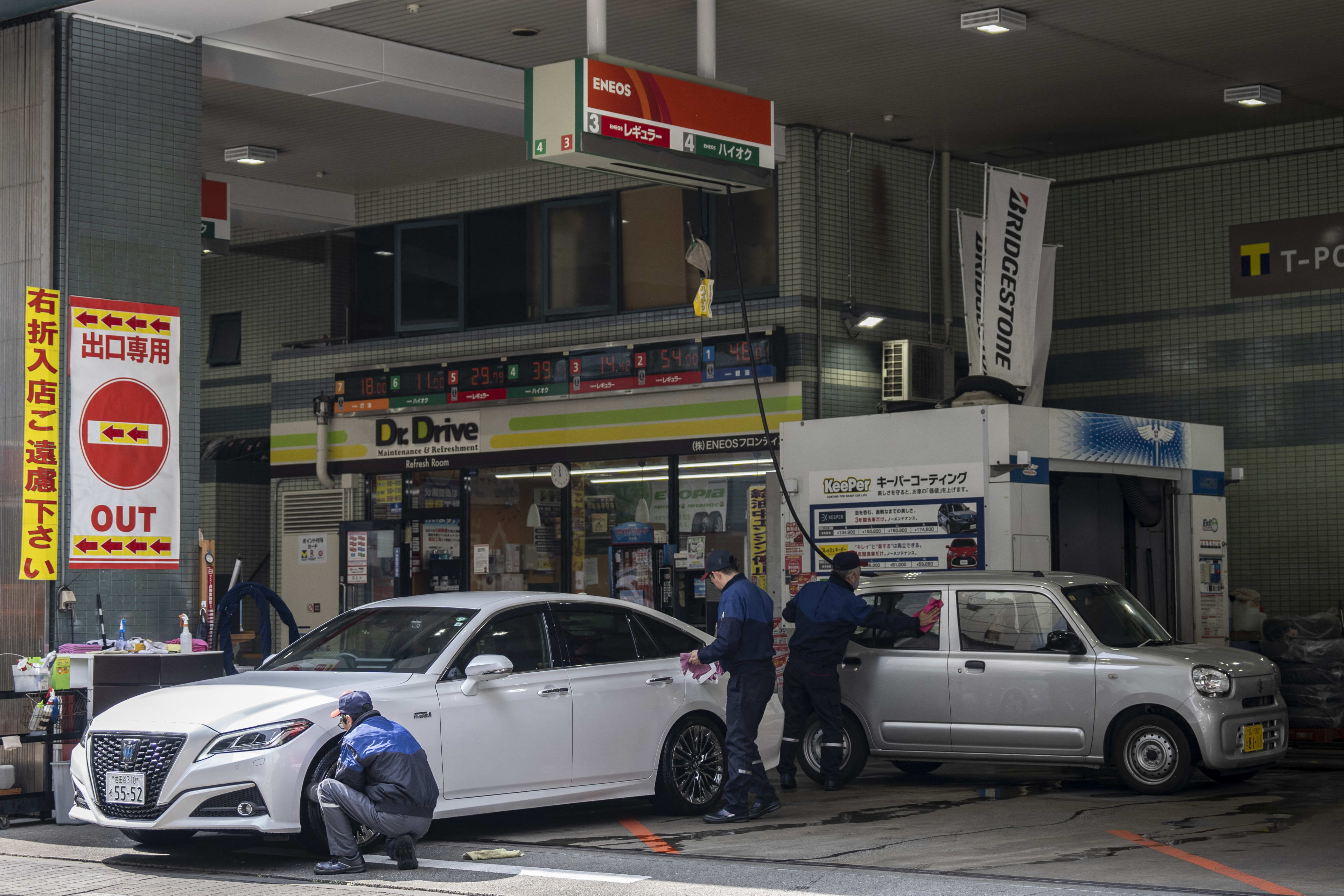 Japan May Change Its Car Regulations to Avoid American Tariffs - Autoblog