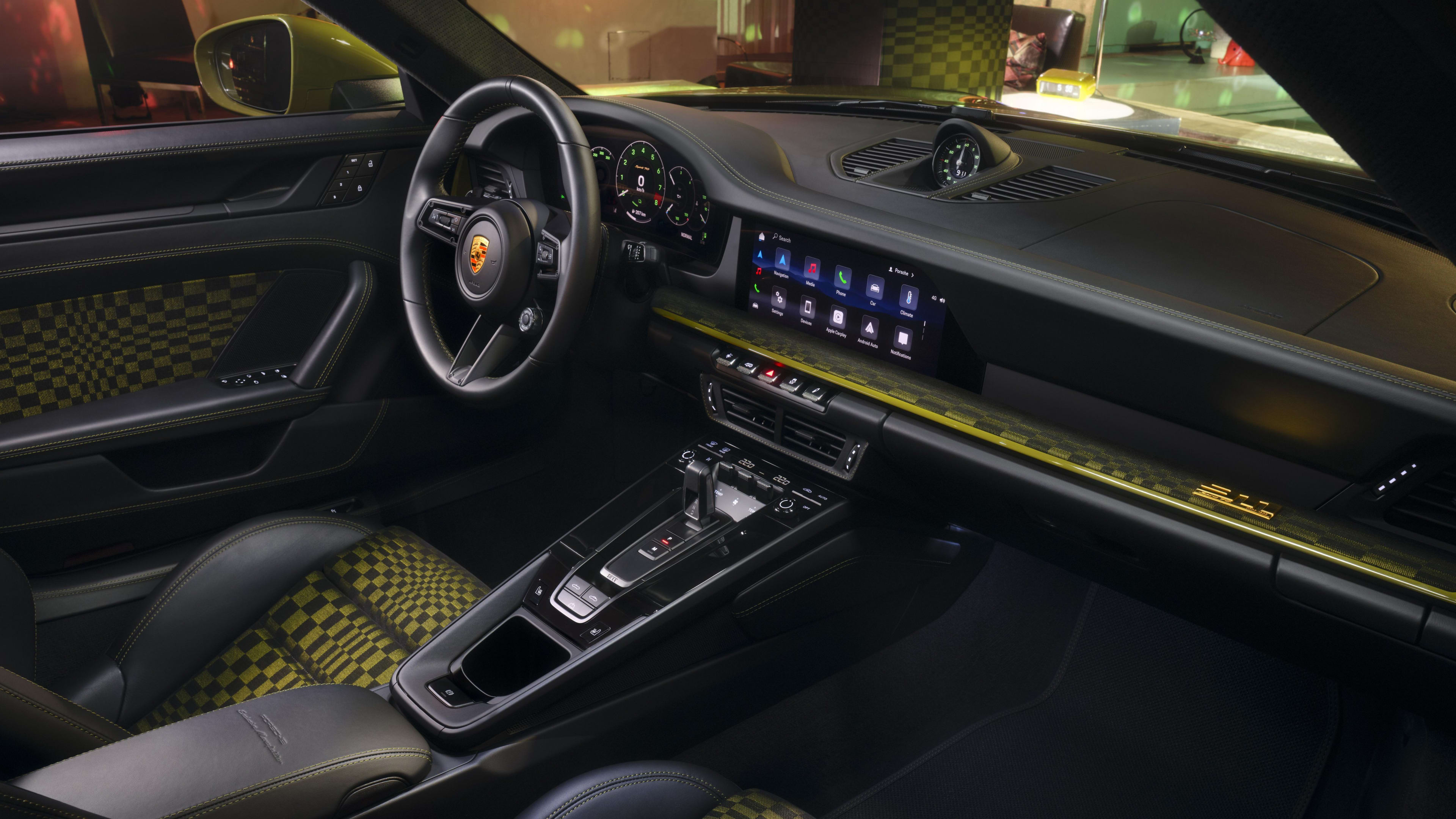 Porsche Re-Introduces Its Funky ‘Pasha’ Interior for the 2026 911 ...