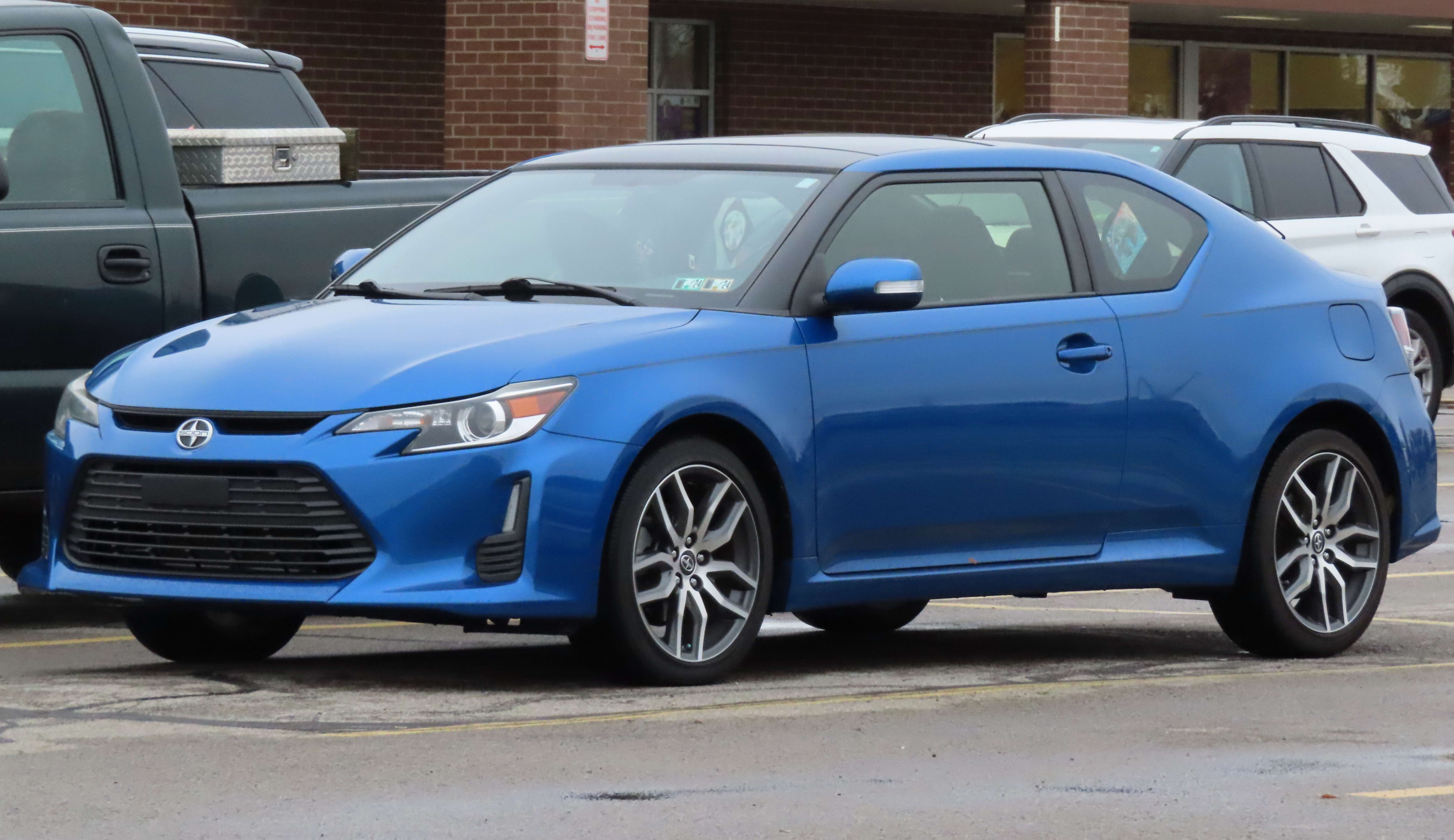 What Tesla and Rivian Can Learn from Saturn and Scion - Autoblog