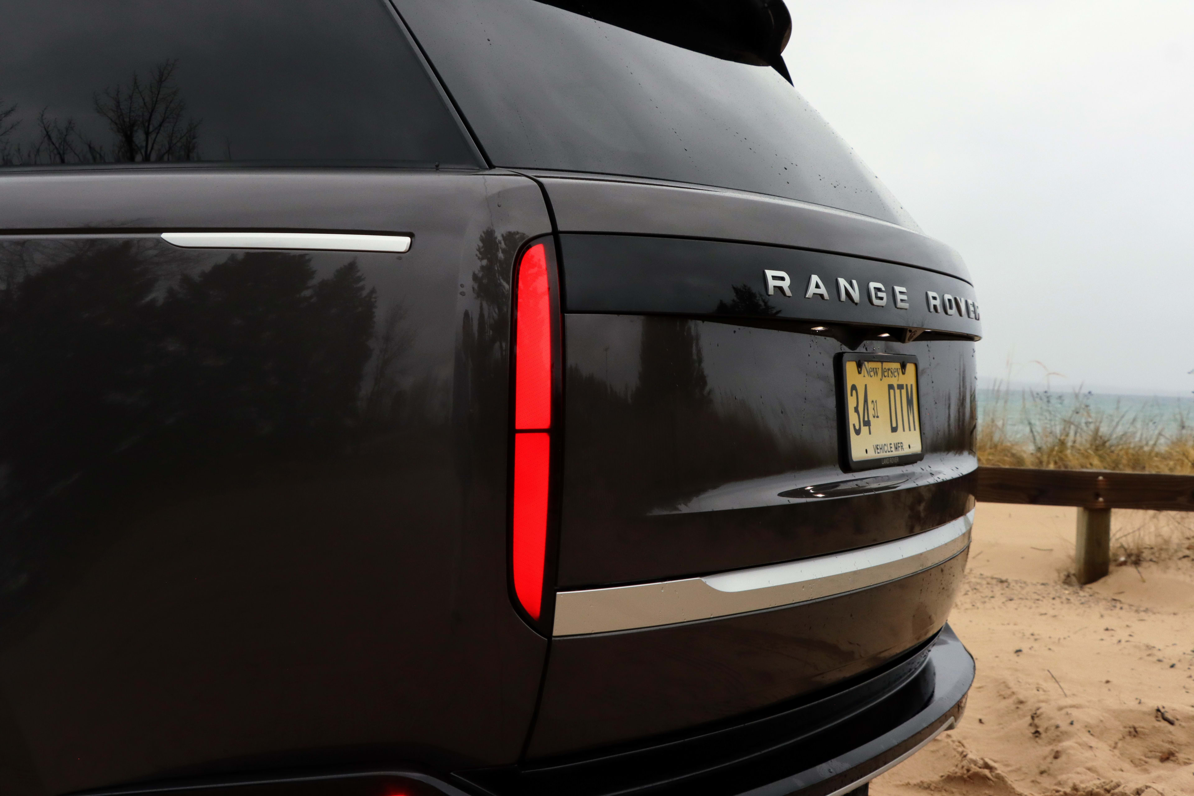 I Test Drove the 2025 Range Rover EWB Autobiography: Here’s the Real ...