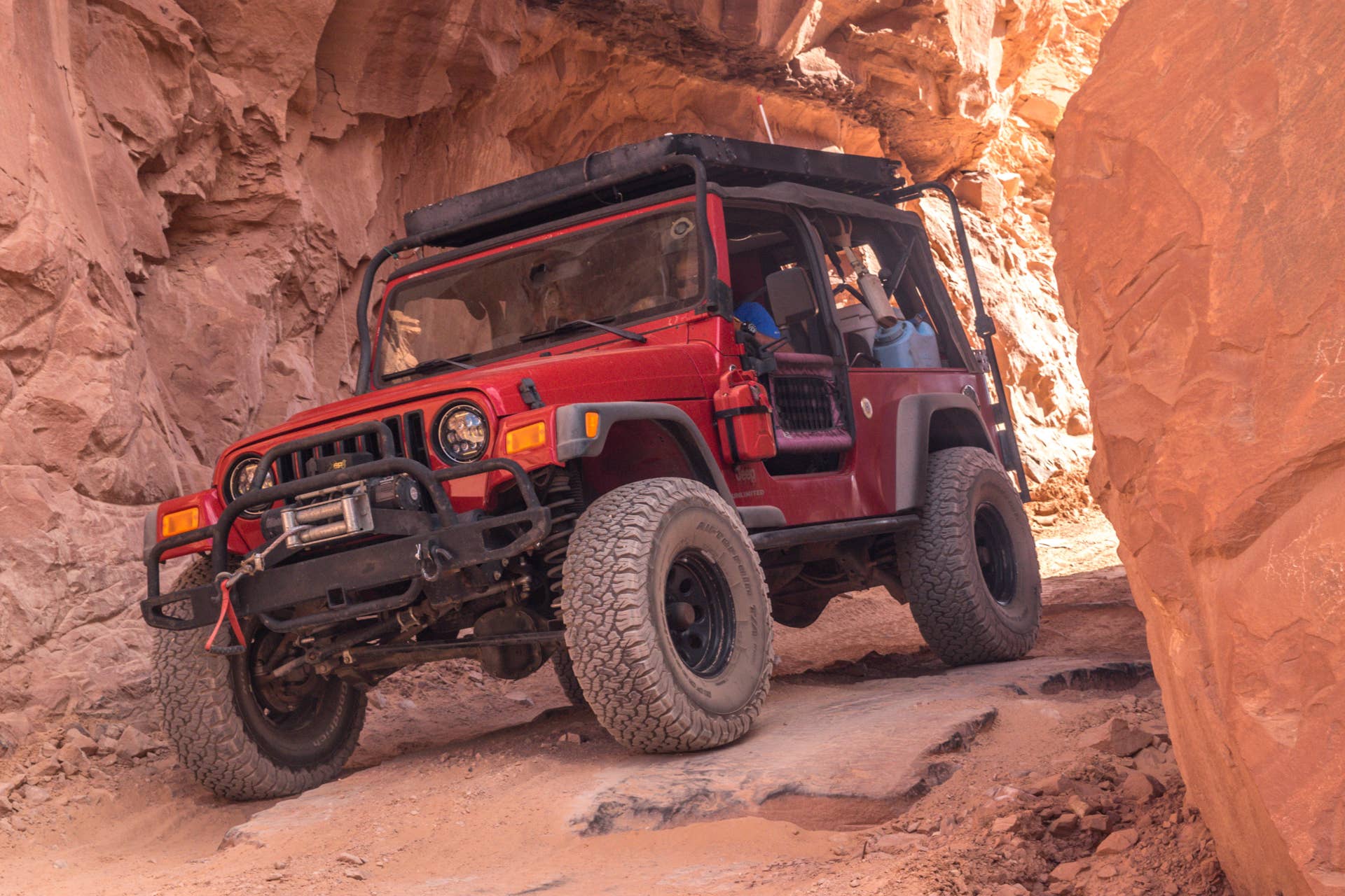 Hard Top vs. Soft Top: Which Jeep Roof is Best? - Autoblog