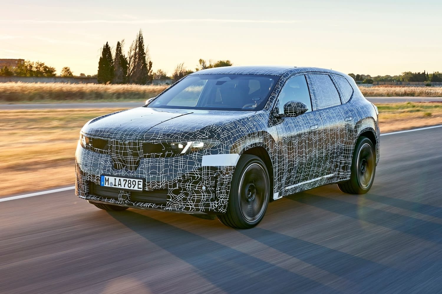 BMW iX3 Coming as First Neue Klasse EV with High-Tech Package - Autoblog