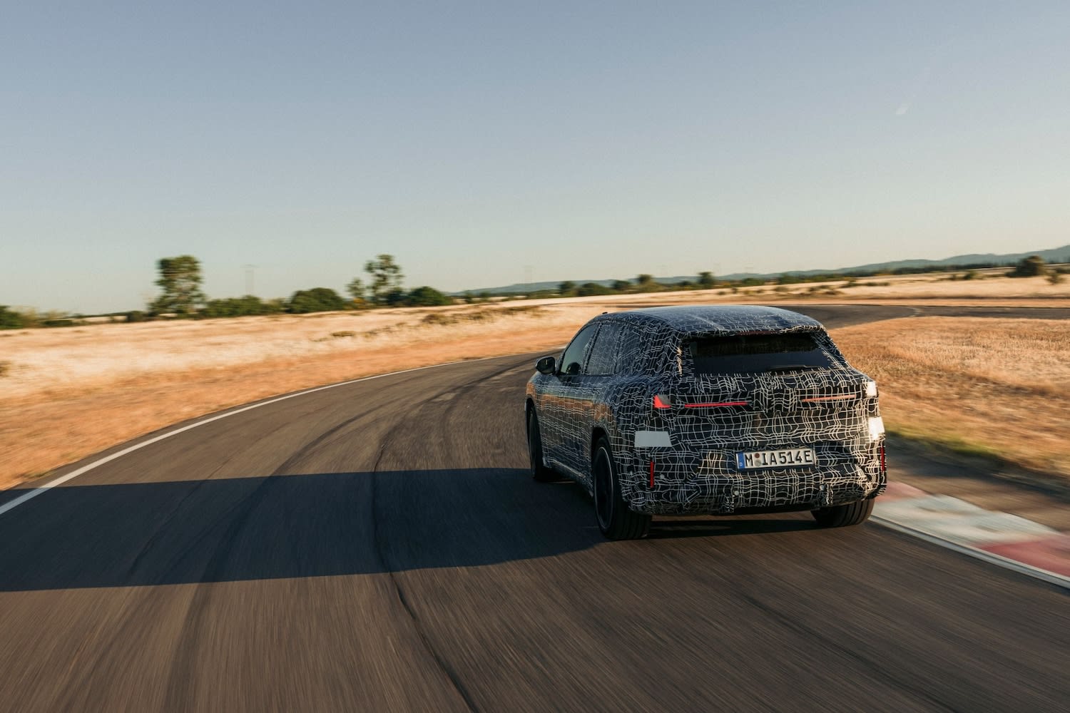 BMW iX3 Coming as First Neue Klasse EV with High-Tech Package - Autoblog