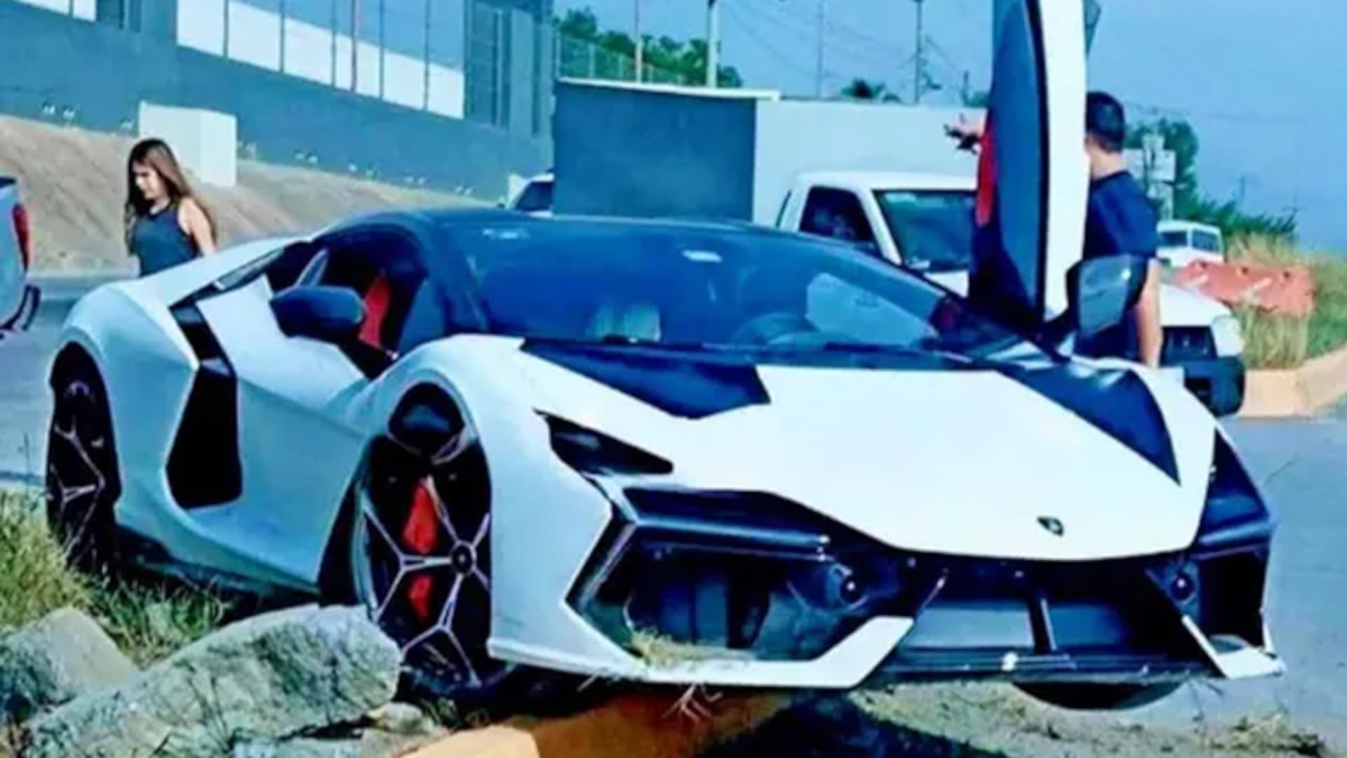 Somebody Sent A Lamborghini A Little Too Hard - Autoblog