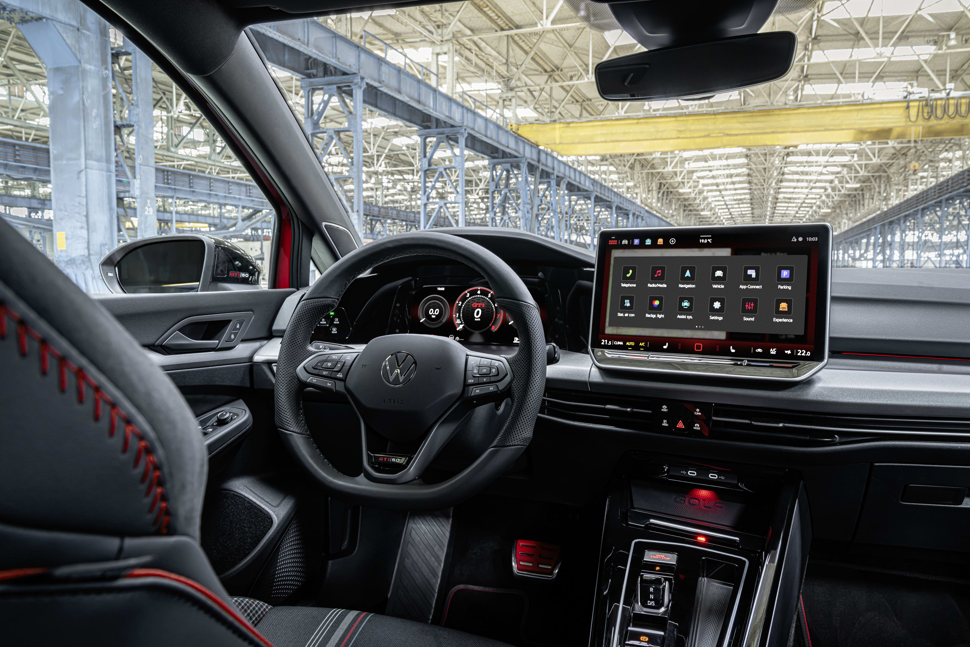 VW Golf GTI vs. Honda Civic Type R: One’s the Smart Choice, the Other’s ...