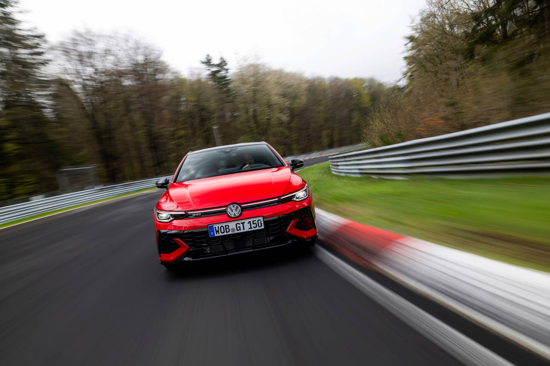 VW Golf GTI vs. Honda Civic Type R: One’s the Smart Choice, the Other’s ...