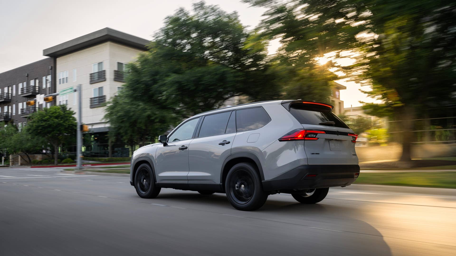 2026 Toyota Grand Highlander Hybrid Lease Deals Go Live This December ...