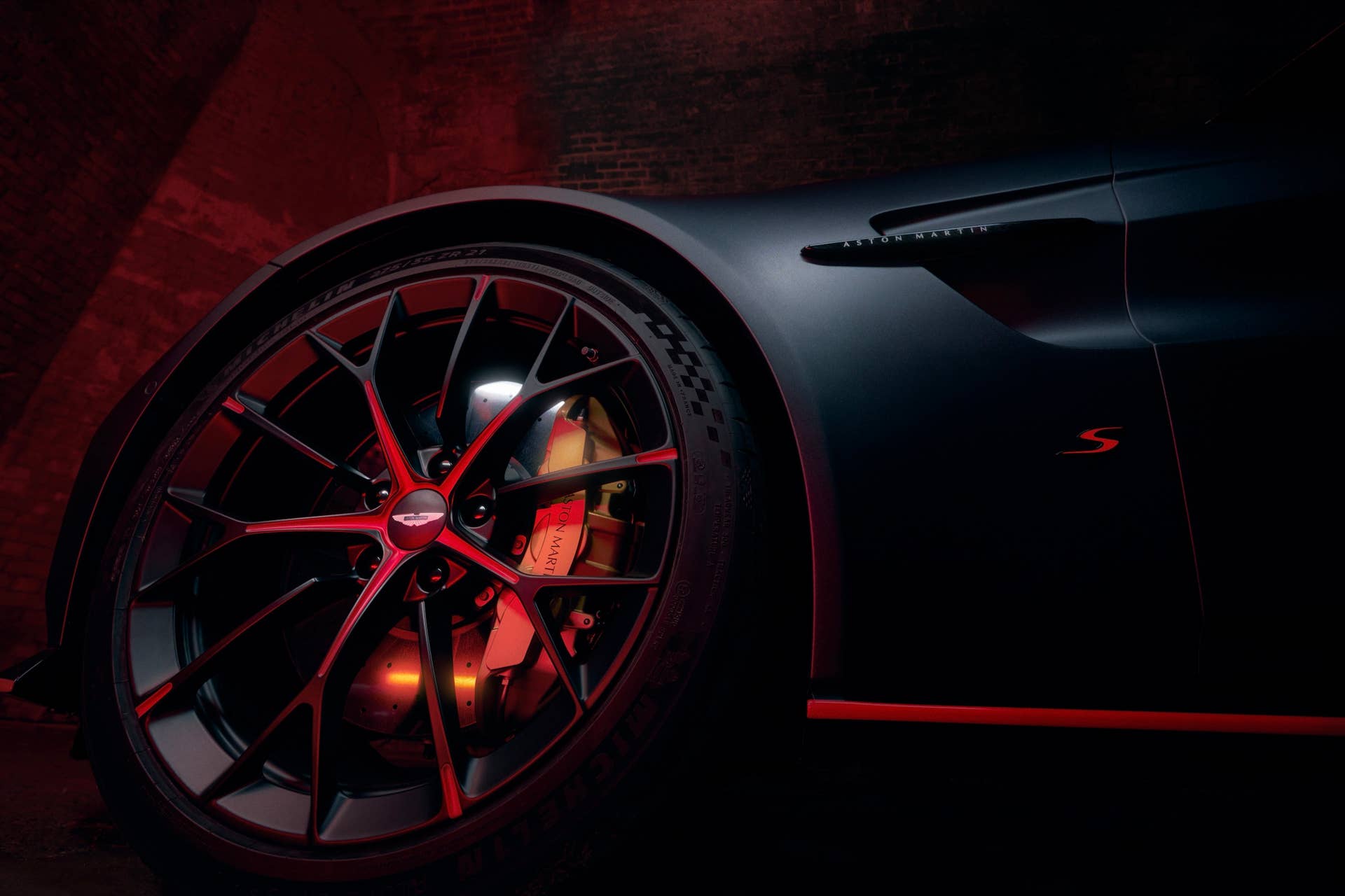 Aston Martin Reveals 2026 Vantage S With Shocking Performance - Autoblog