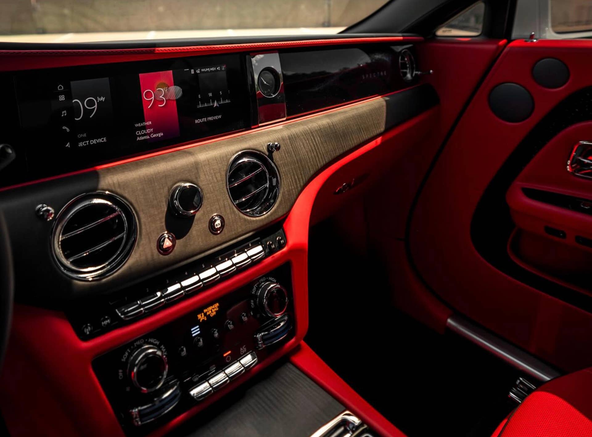Rolls-Royce Spectre RS Is The Black Badge's Alter Ego - Autoblog