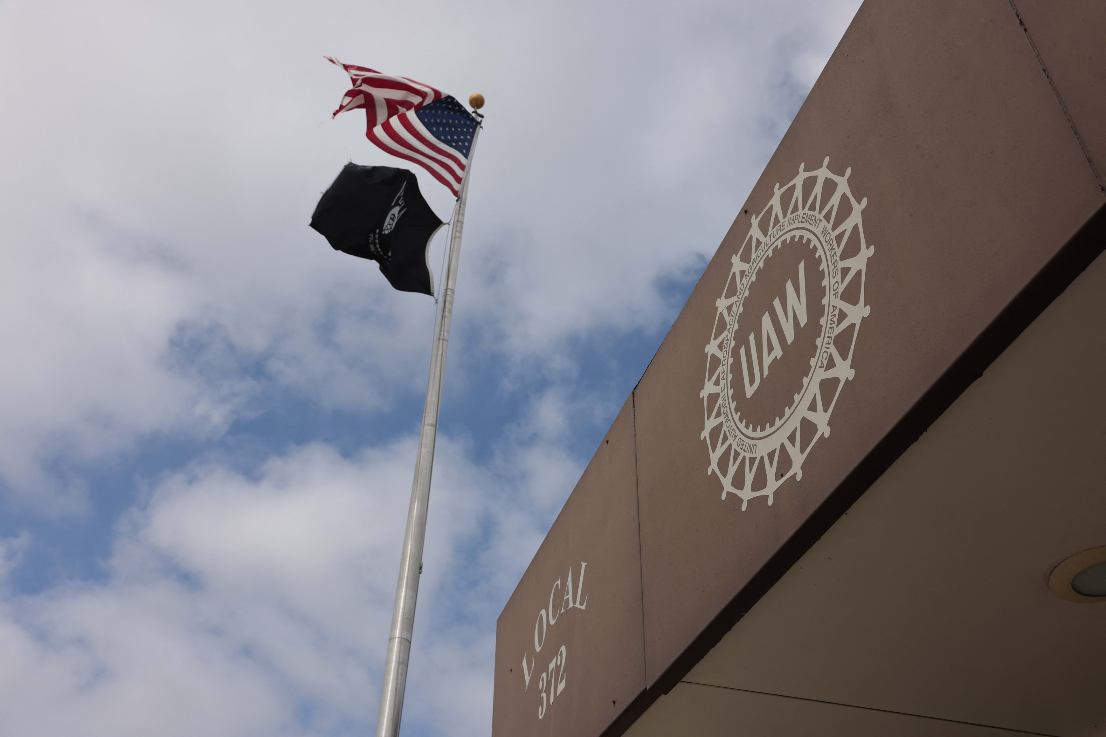 Why Detroit Automakers Are Blasting U.S.’ Tariff Deal With Japan - Autoblog