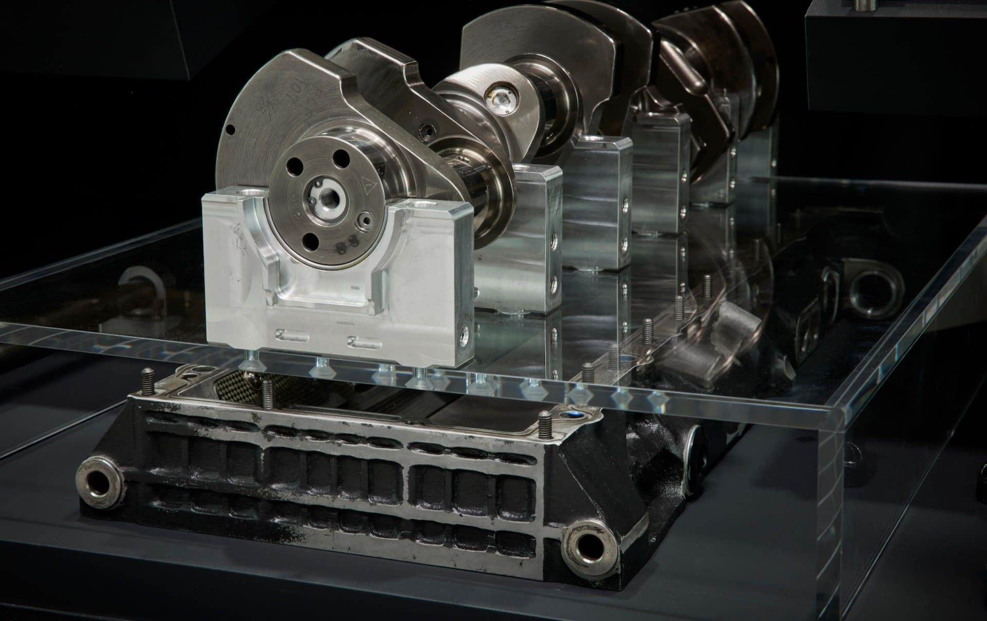 Ayrton Senna's final Honda F1 V10 engine is up for grabs - Autoblog