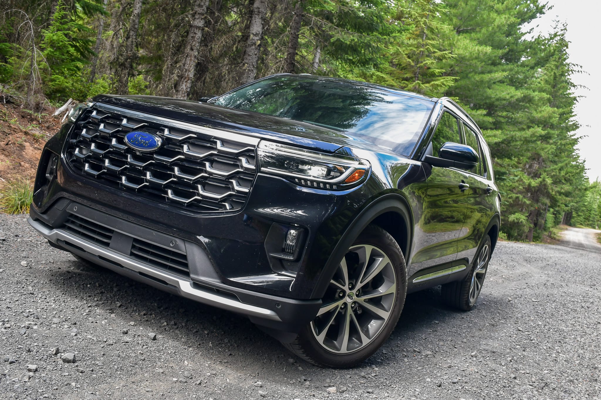 I Drove the 2025 Ford Explorer Platinum 4WD on a Multi-State Road Trip ...