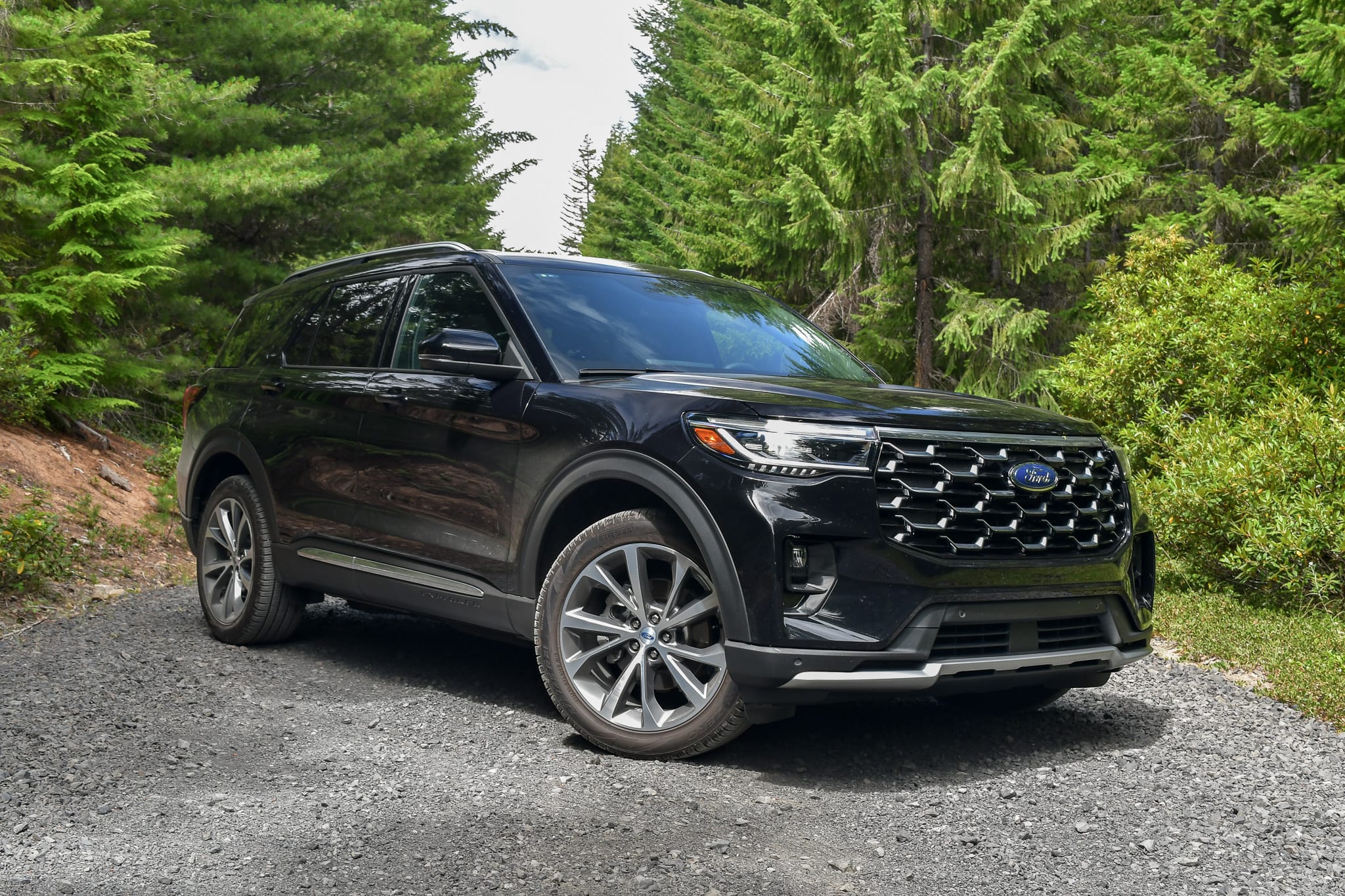 I Drove the 2025 Ford Explorer Platinum 4WD on a Multi-State Road Trip ...