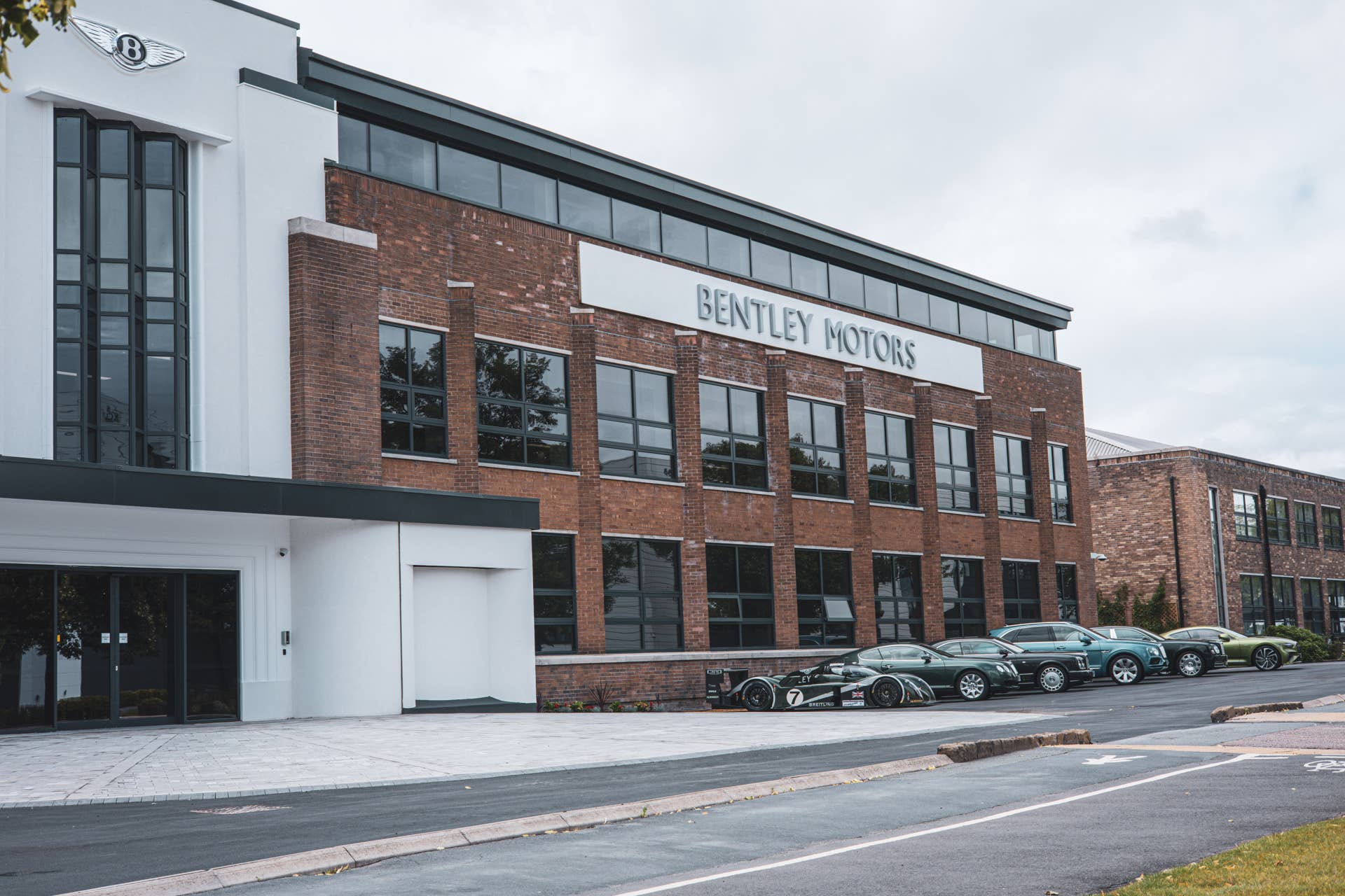 Bentley’s New Design Studio Blends History With Electric-First Future ...