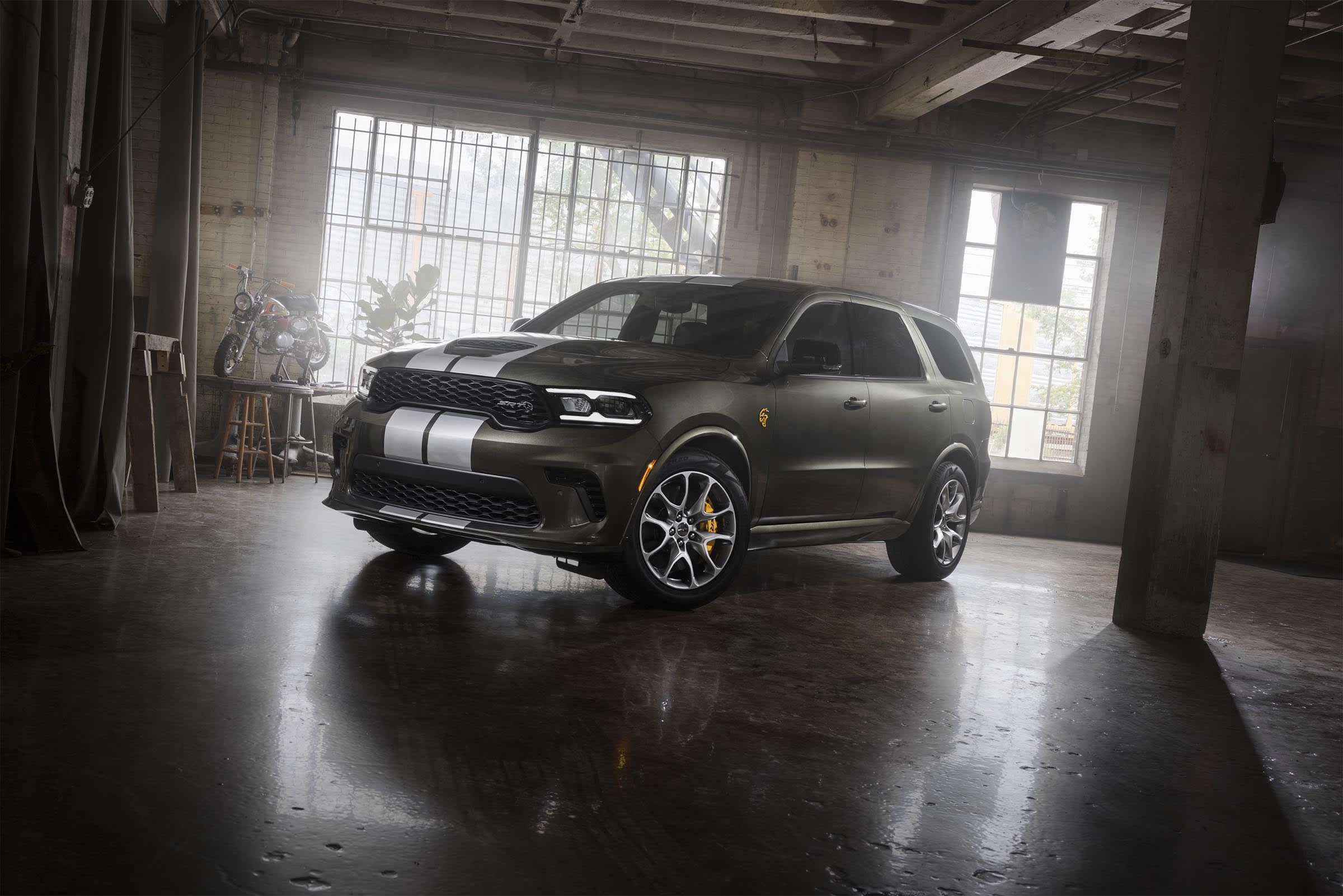 Wendy's Employees Get a Discount on the 710-HP Durango Hellcat—But ...