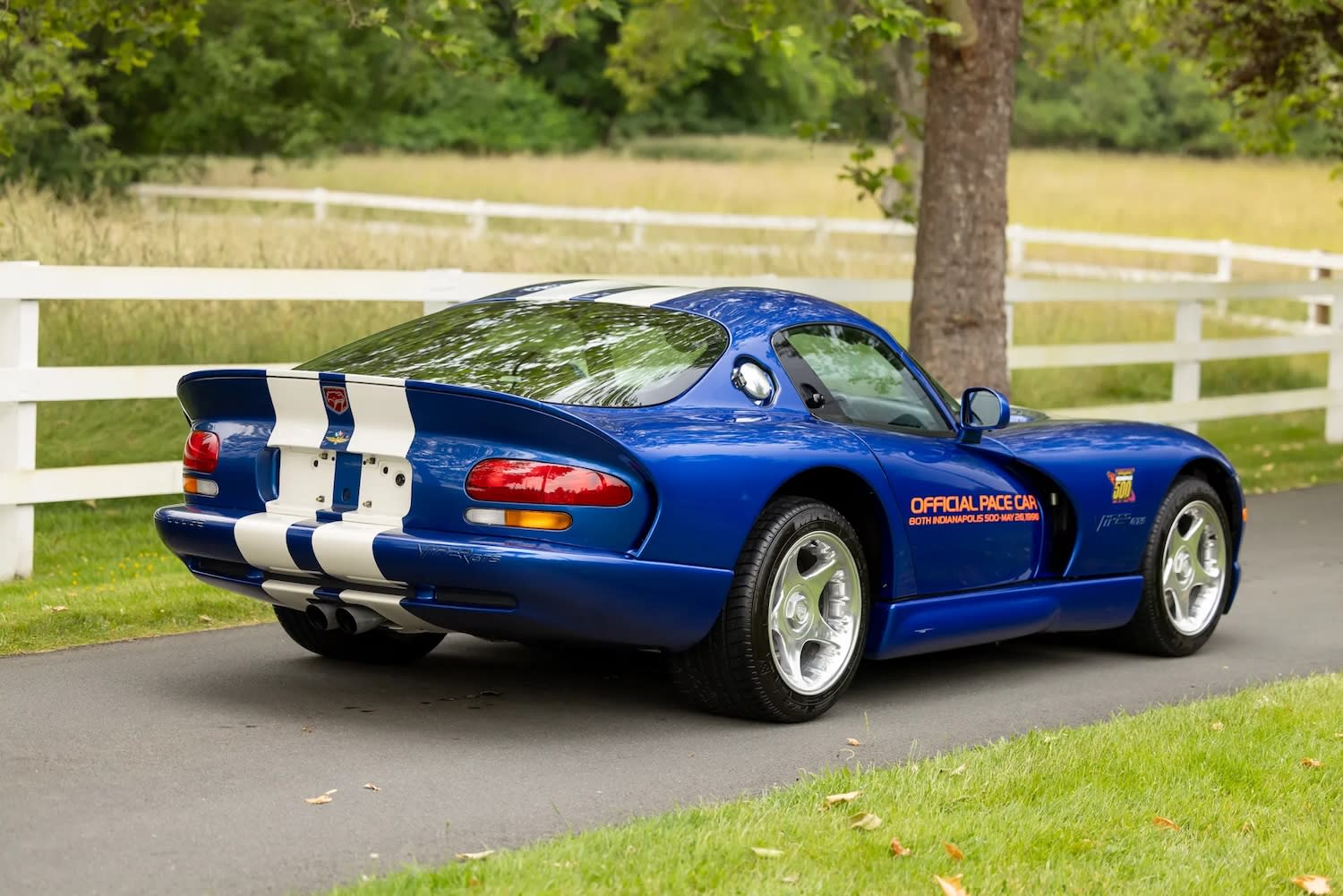 Time-Capsule 1996 Dodge Viper GTS Has Just 45 Miles - Autoblog
